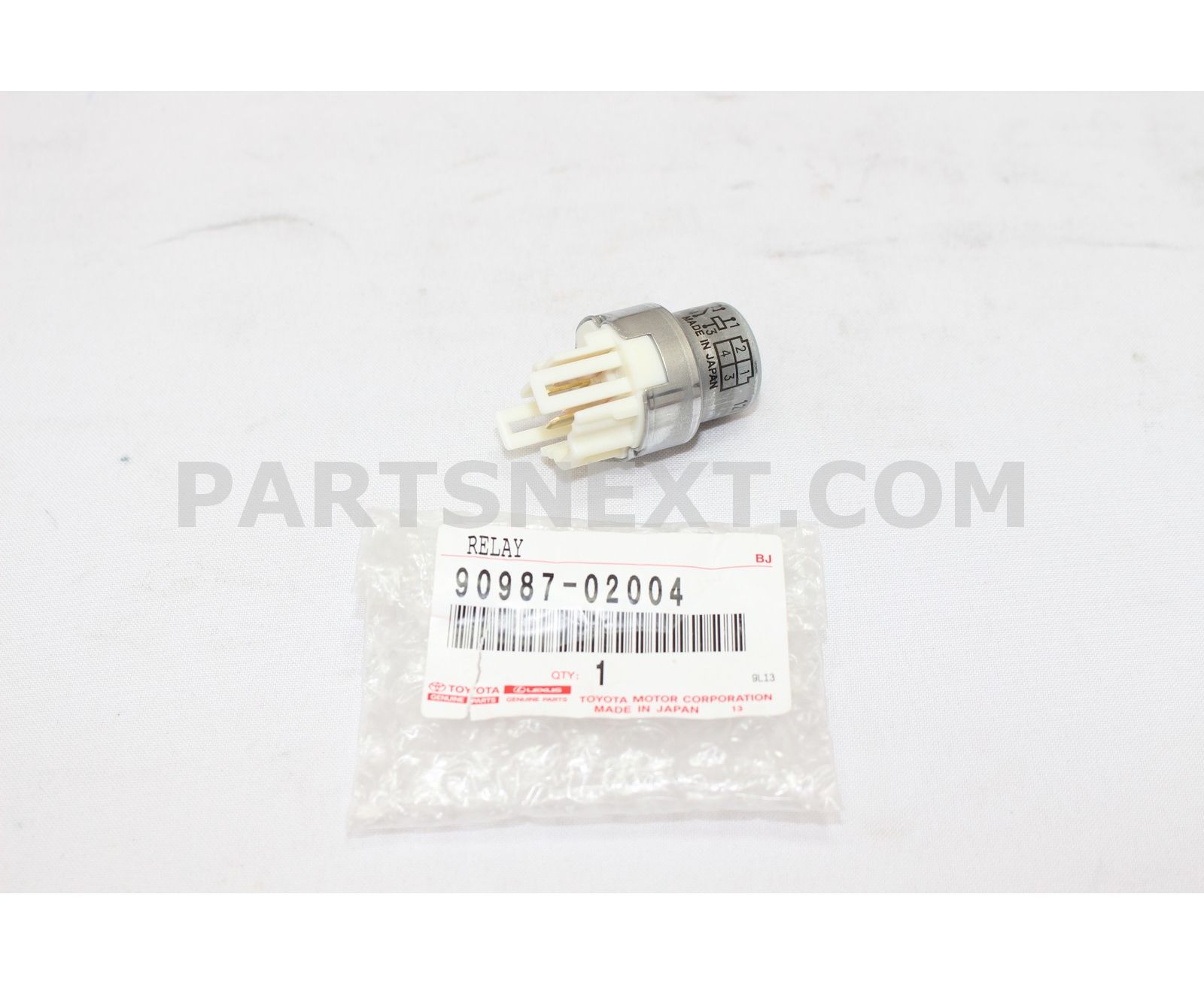 Toyota :: 90987-02004 RELAY
