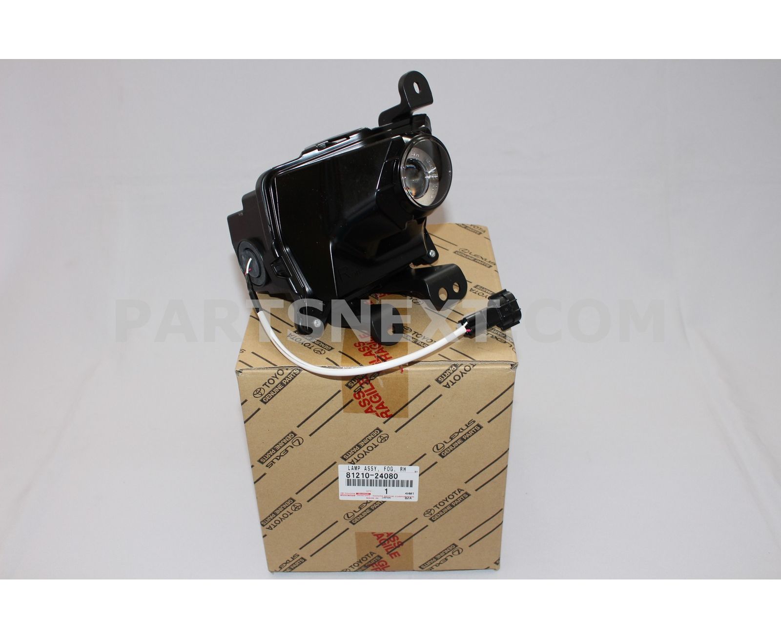 Toyota :: 81210-24080 LAMP ASSY, FOG, RH