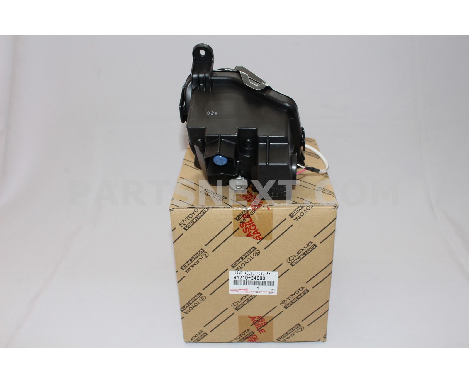 Toyota :: 81210-24080 LAMP ASSY, FOG, RH