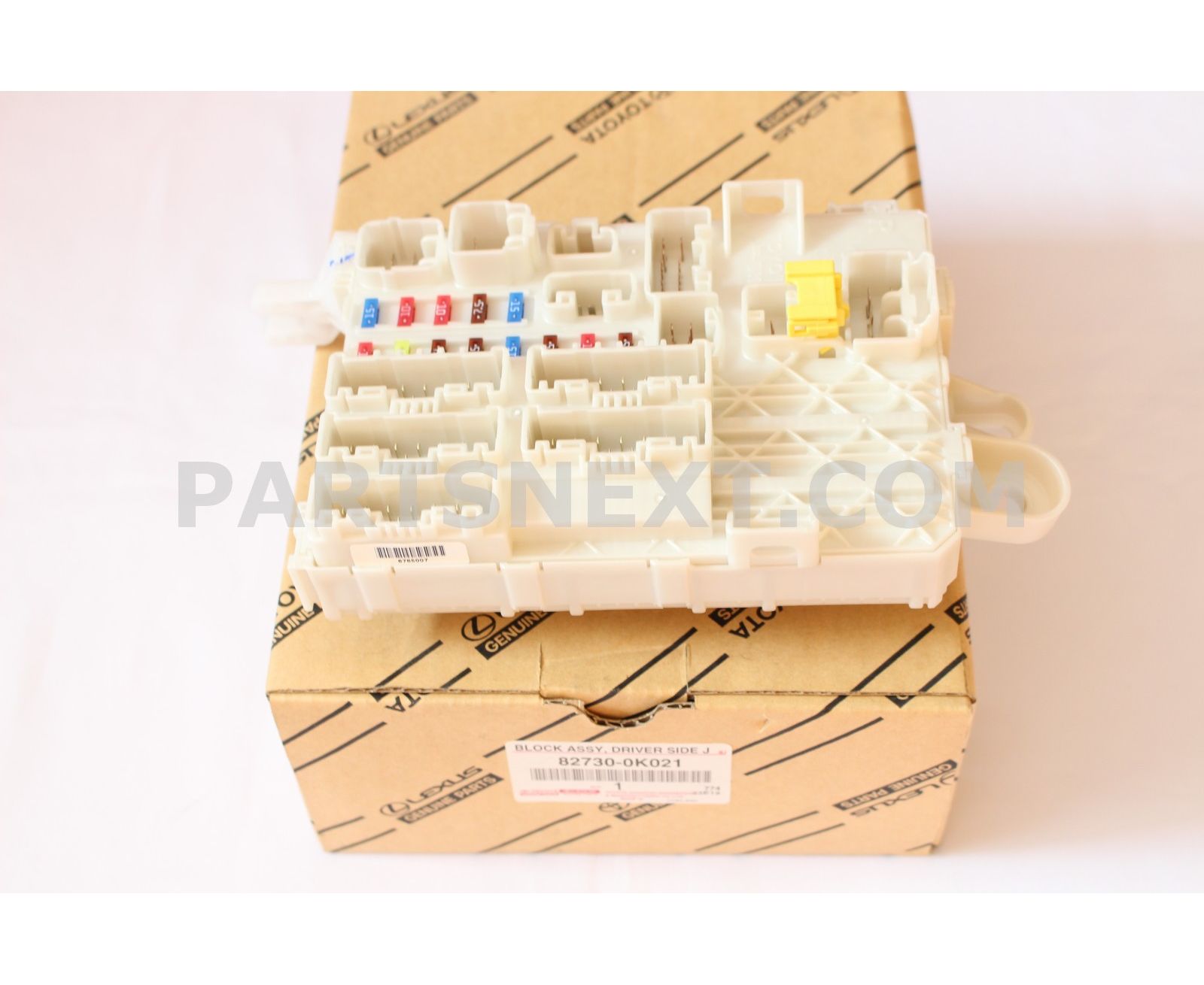 Toyota :: 82730-0K021 BLOCK ASSY, DRIVER SIDE JUNCTION