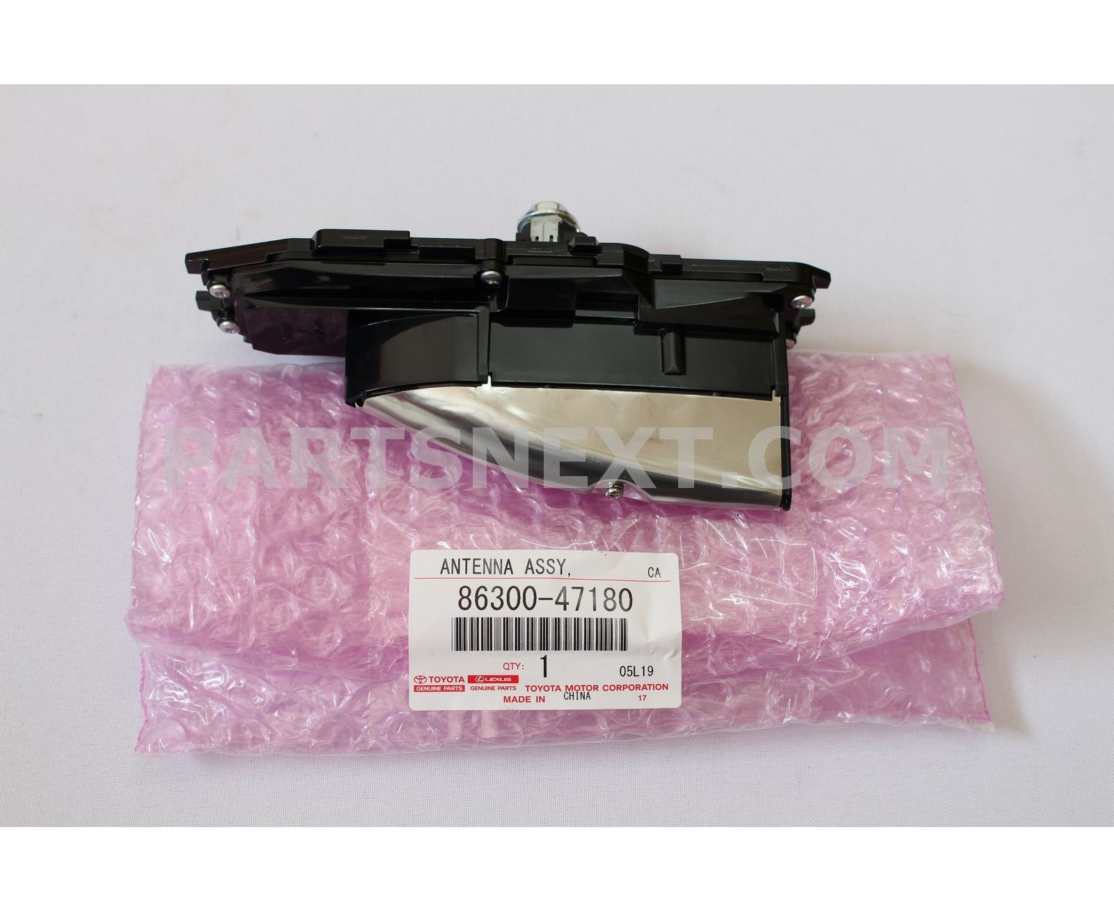 Toyota :: 86300-47180 ANTENNA ASSY