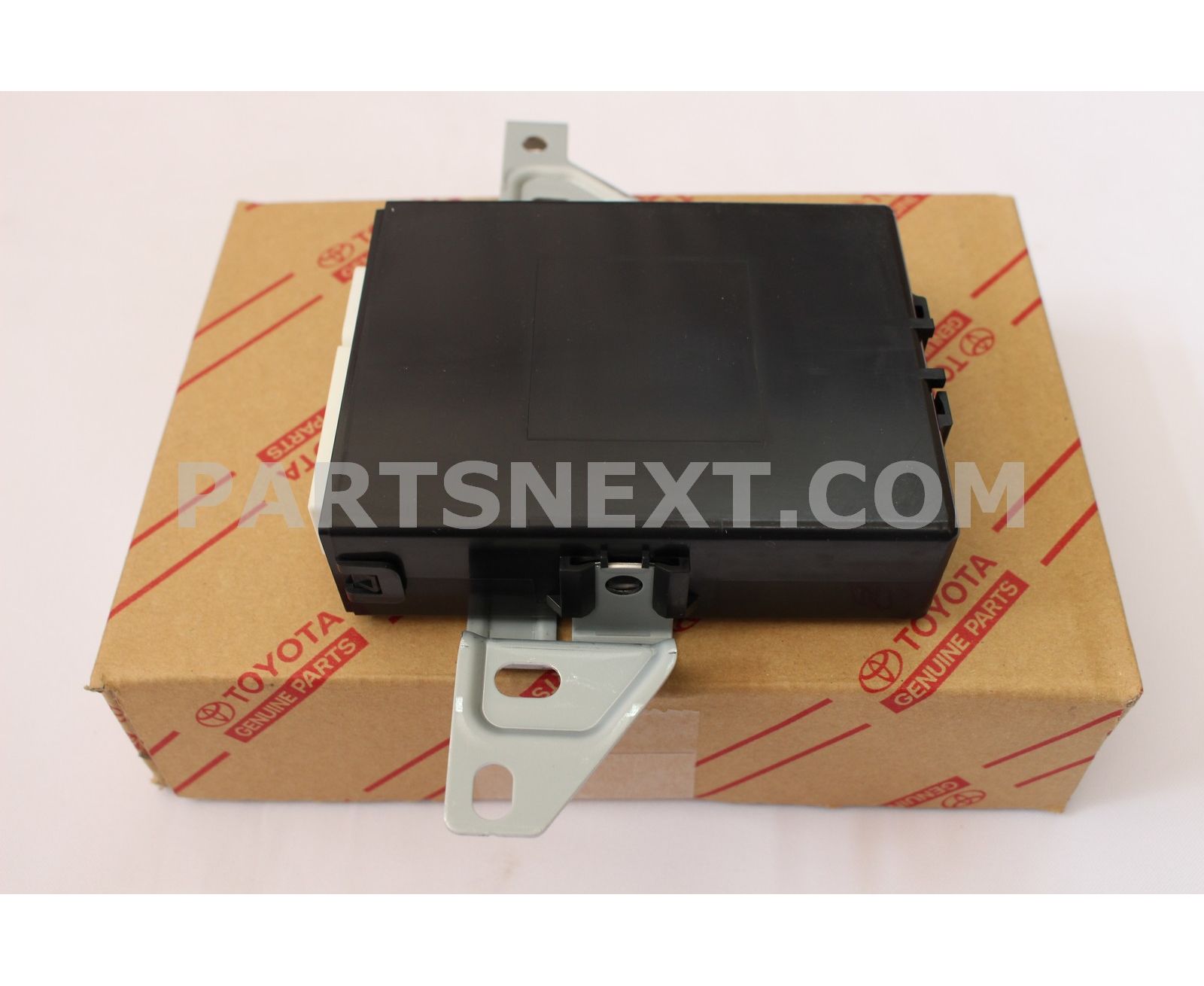 Toyota :: 89222-35010 COMPUTER, MULTIPLEX NETWORK DOOR