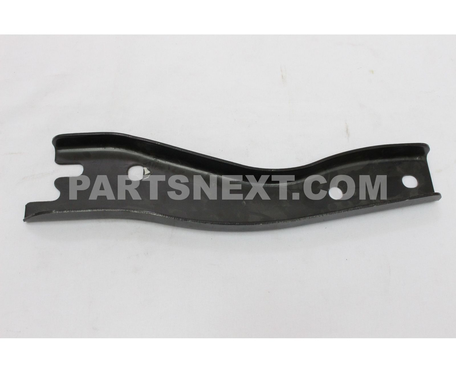 Toyota :: 52182-0K010 ARM, REAR BUMPER, LH