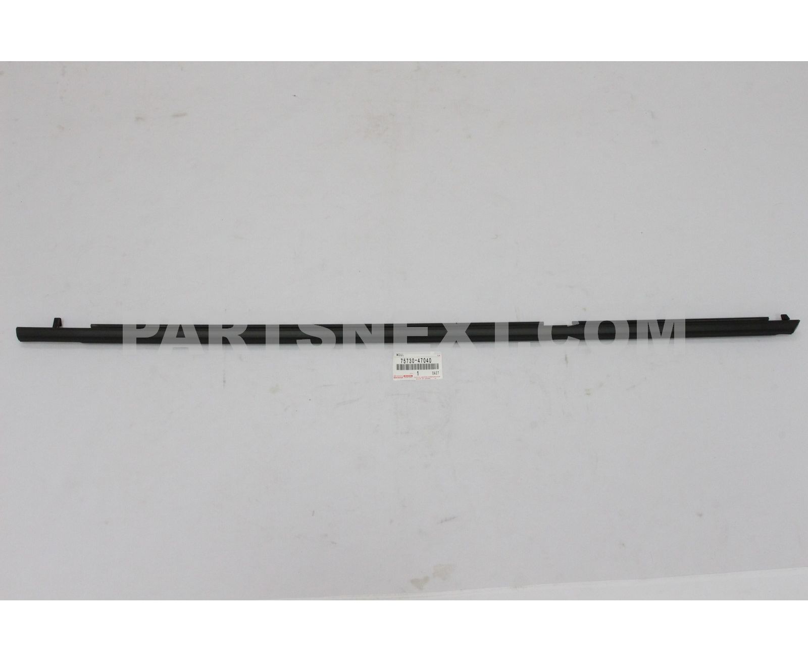 Toyota :: 75730-47040 MOULDING ASSY, RR