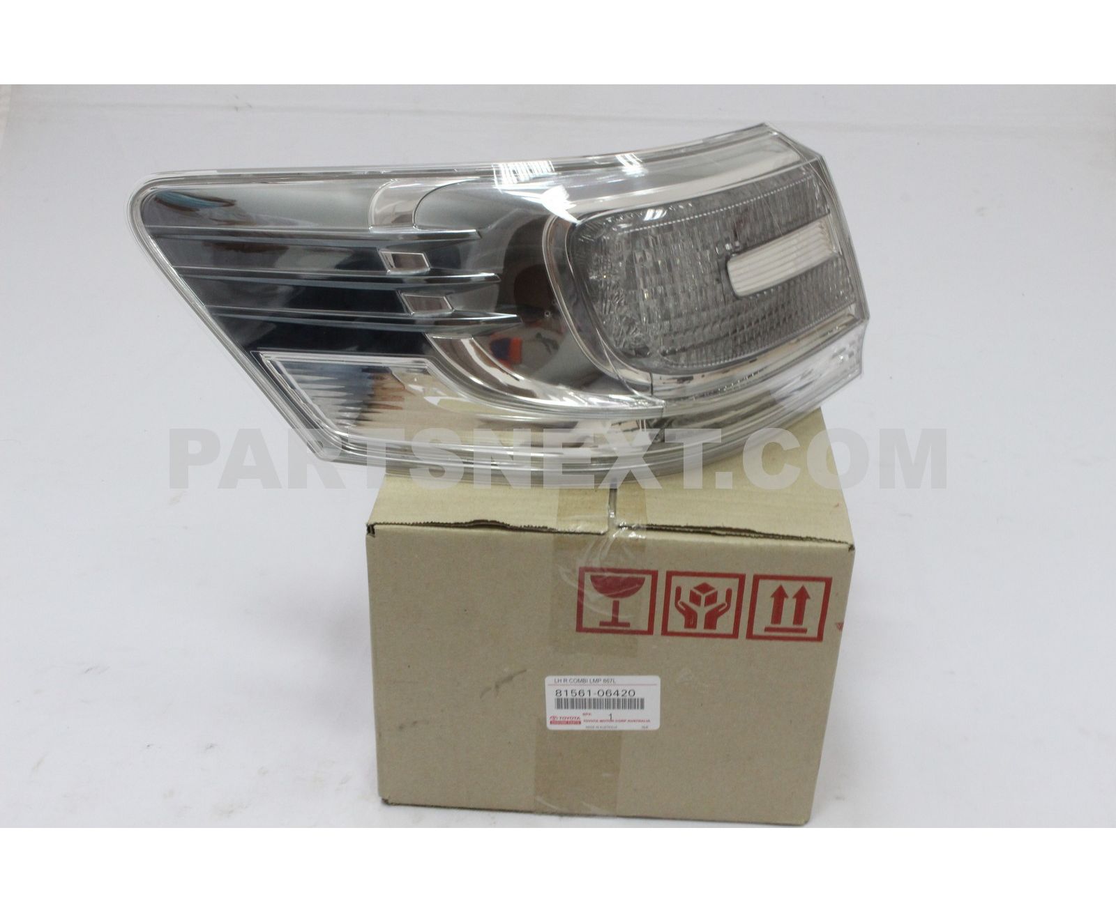 Toyota :: 81561-06420 LENS & BODY, REAR COMBINATION LAMP, LH