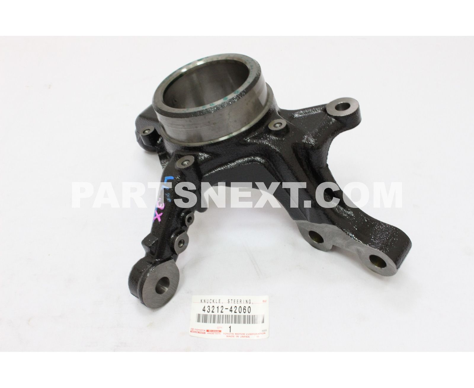 Toyota :: 43212-42060 KNUCKLE, STEERING, LH