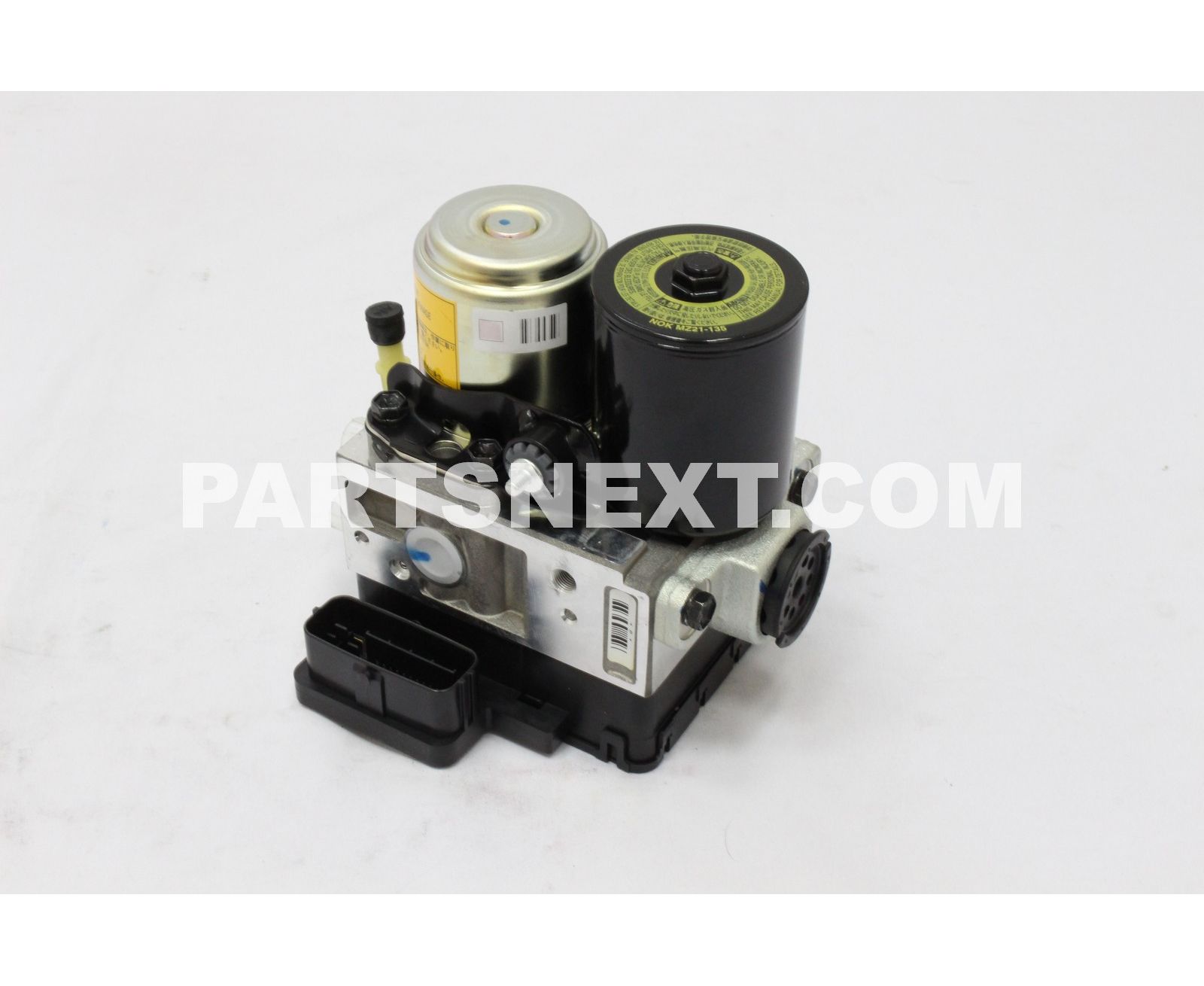 Toyota :: 44050-30670 ACTUATOR ASSY, BRAKE