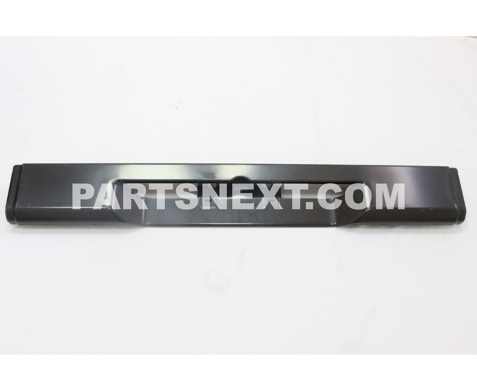 Toyota :: 65240-35090 SILL, REAR CROSS