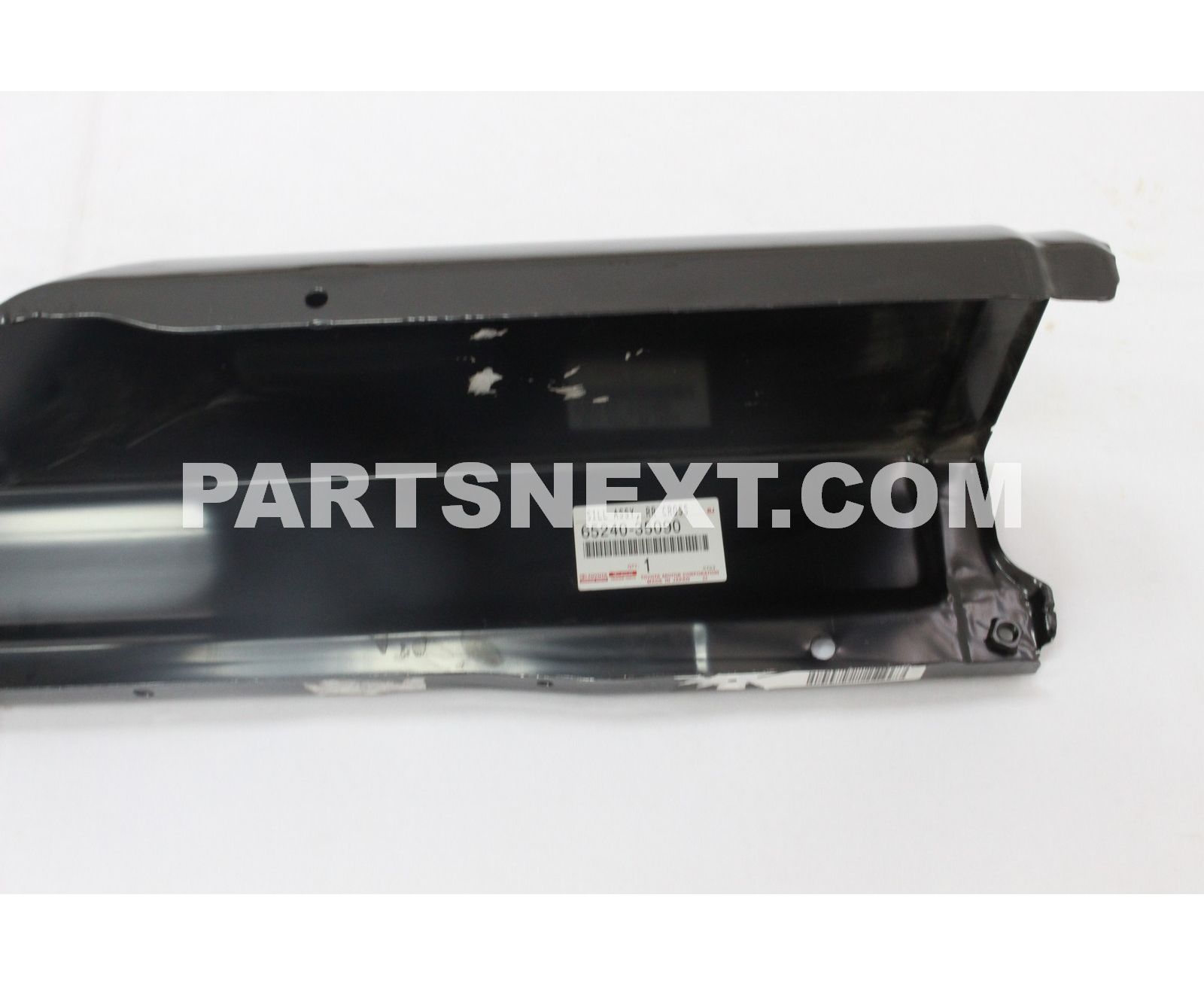 Toyota :: 65240-35090 SILL, REAR CROSS