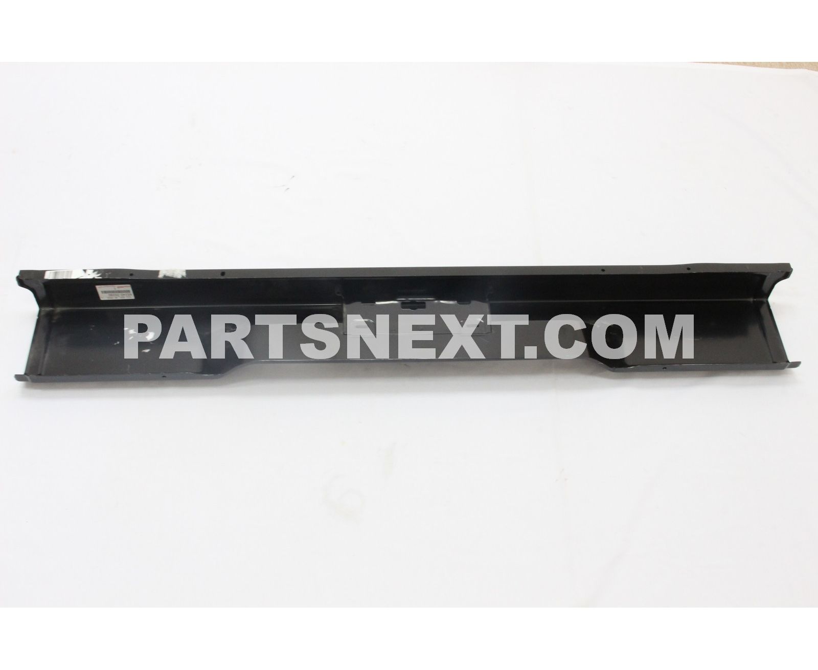 Toyota :: 65240-35090 SILL, REAR CROSS