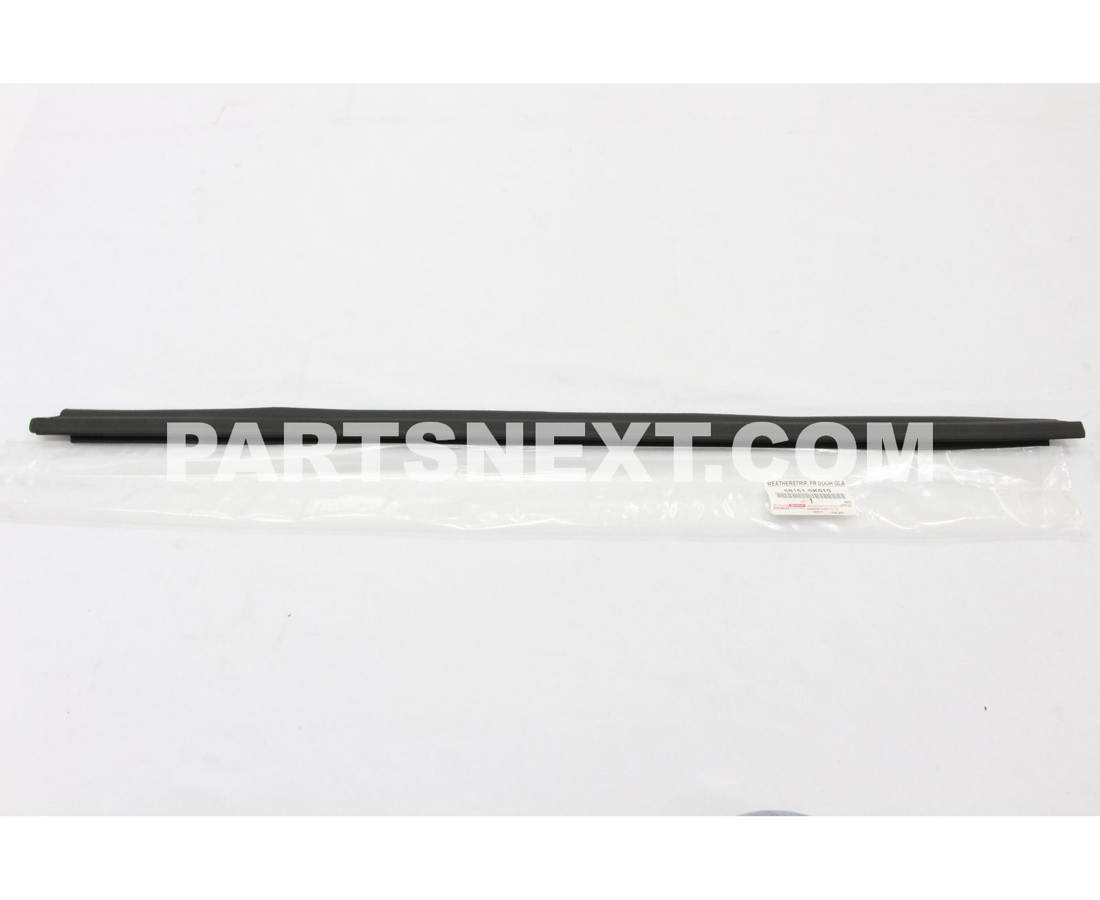 Toyota :: 68161-0K010 WEATHERSTRIP ASSY, FRONT DOOR GLASS, OUTER RH