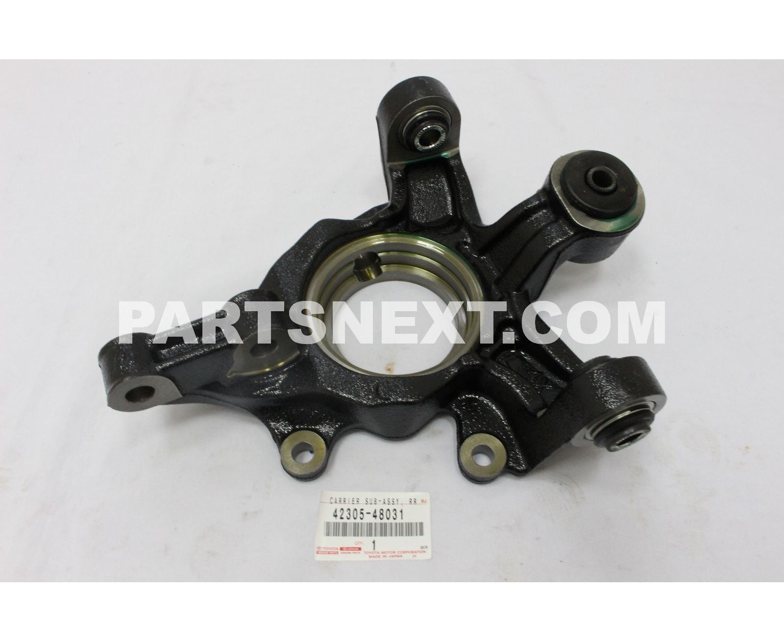 Toyota :: 42305-48031 CARRIER SUB-ASSY, REAR AXLE, LH