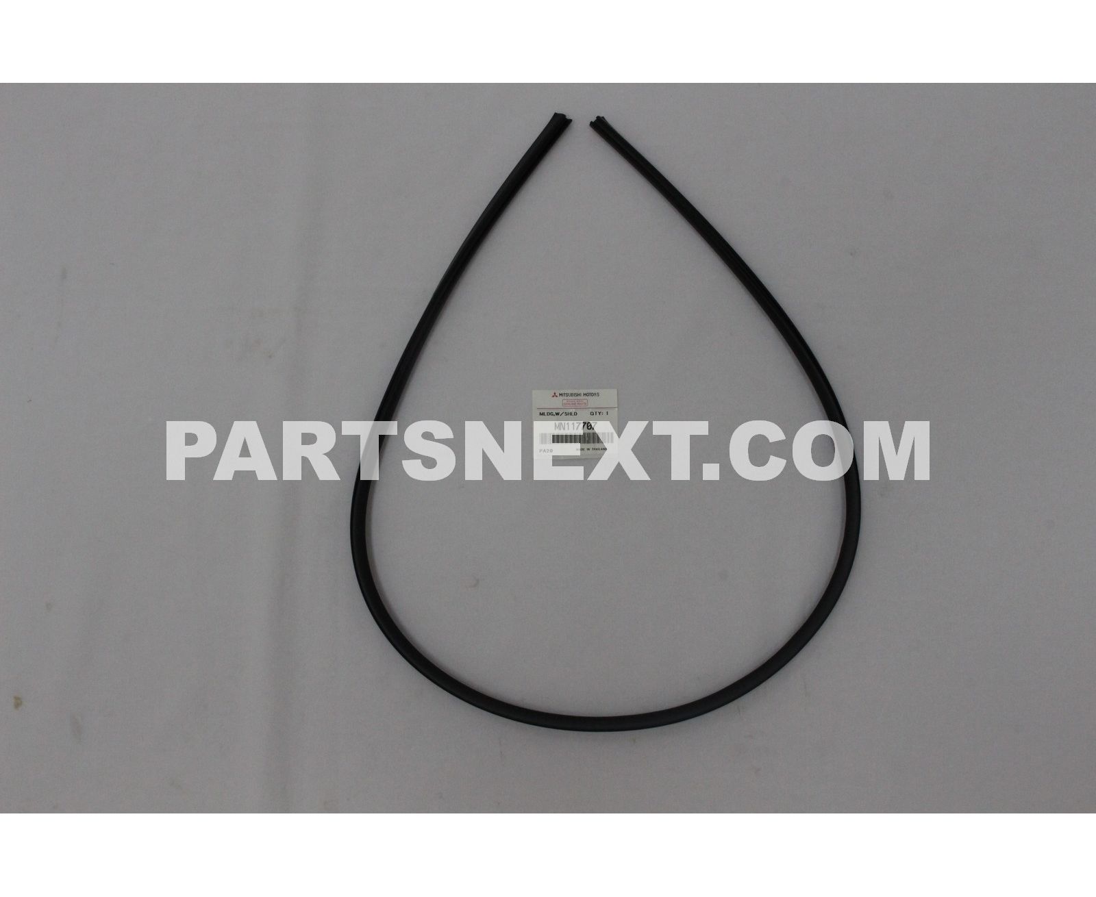 Mitsubishi :: MN117707 MOULDING,WINDSHIELD