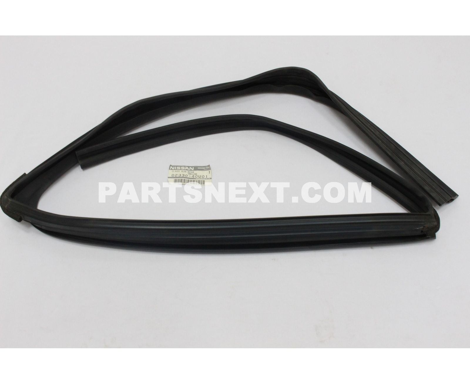 Nissan :: 82330-40U01 GLASS RUN-REAR DOOR WINDOW,RH