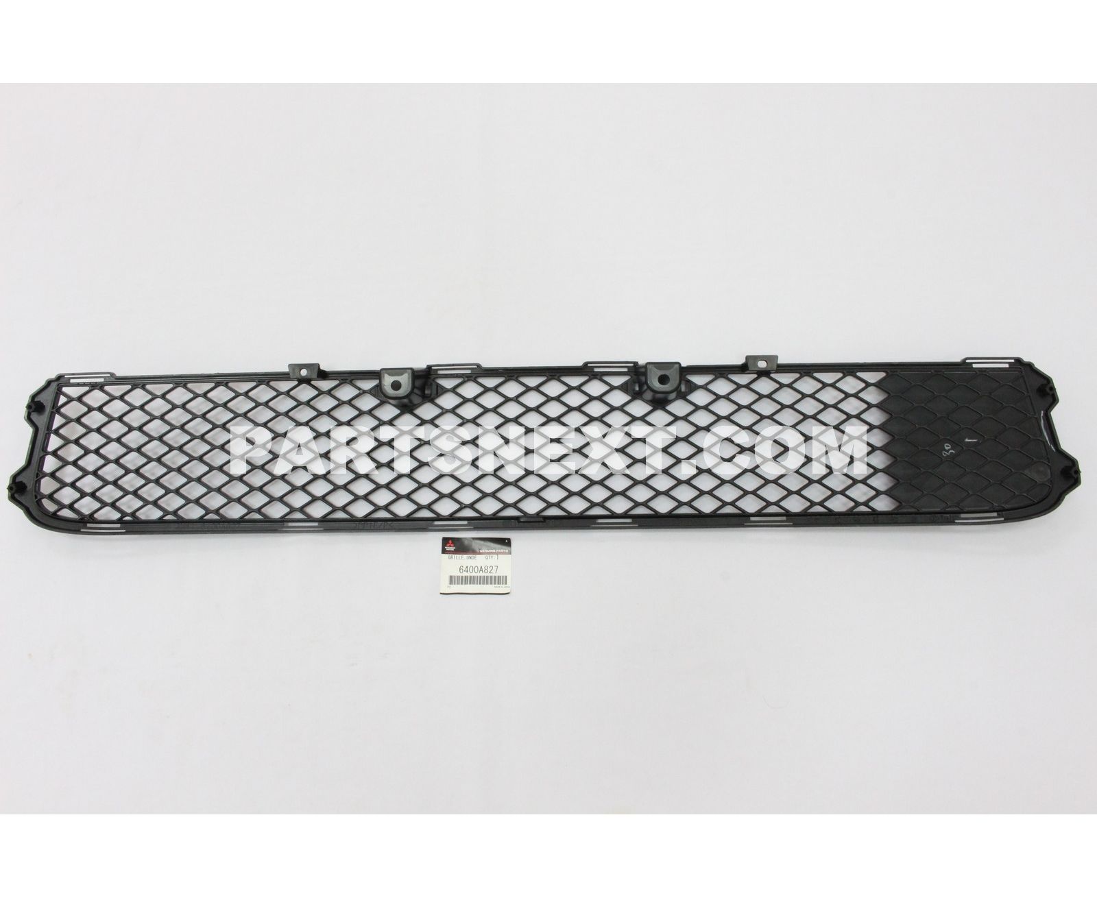 Mitsubishi :: 6400A827 GRILLE,FR BUMPER
