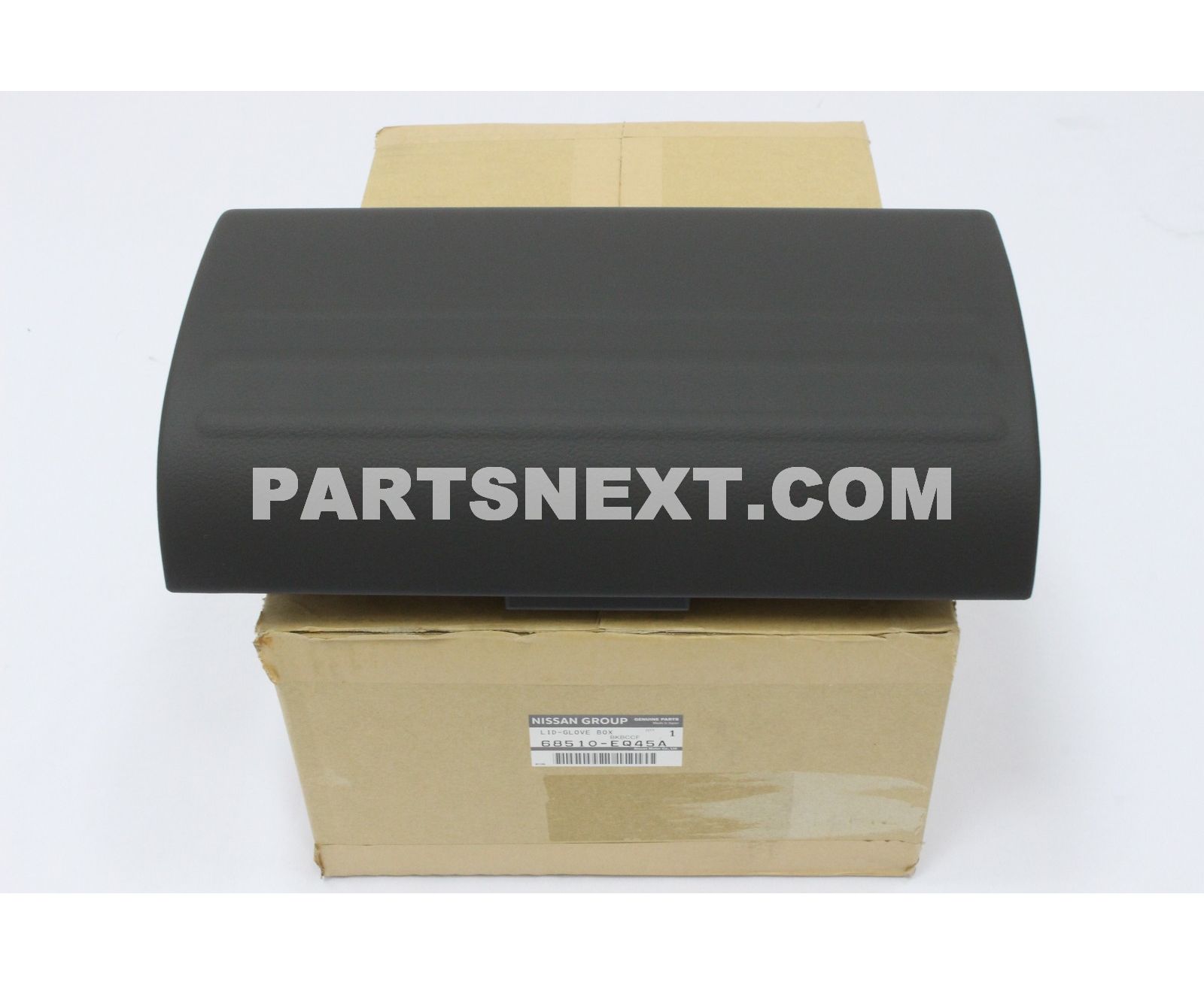 Nissan :: 68510-EQ45A LID-GLOVE BOX