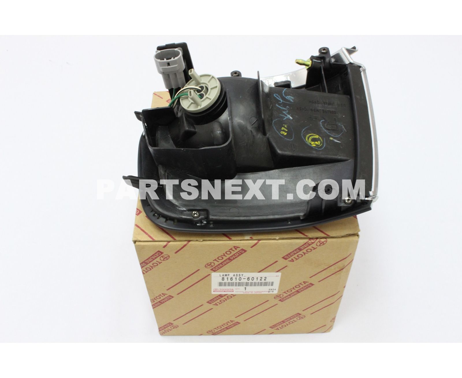 Toyota :: 81610-60122 LAMP ASSY, PARKING & CLEARANCE, RH