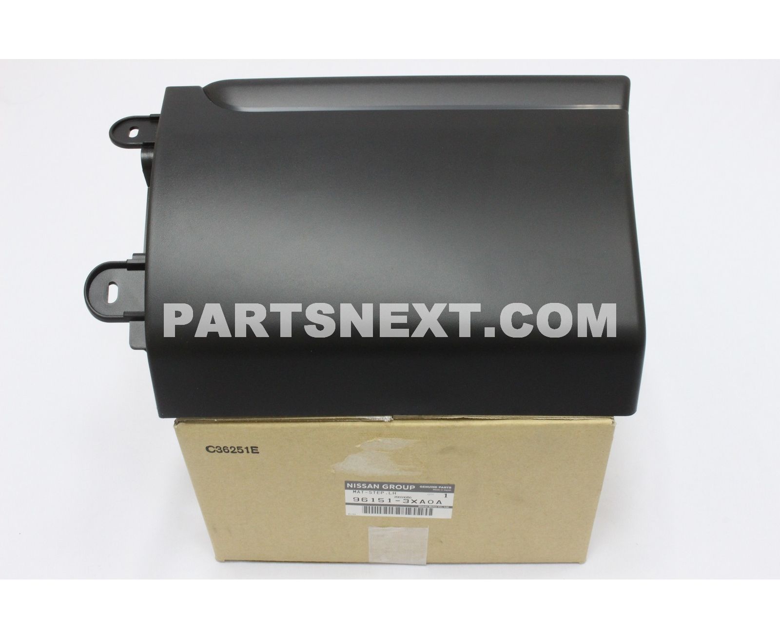 Nissan :: 96151-3XA0A MAT STEP,LH