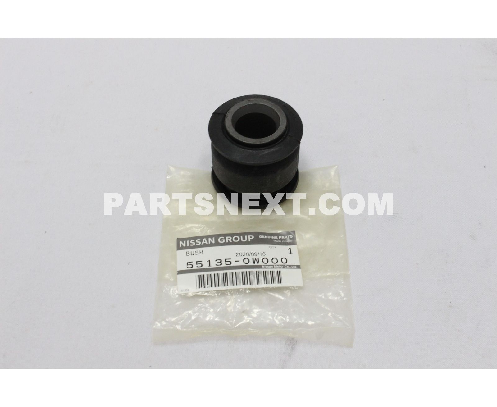 Nissan :: 55135-0W000 BUSH-PANHARD ROD