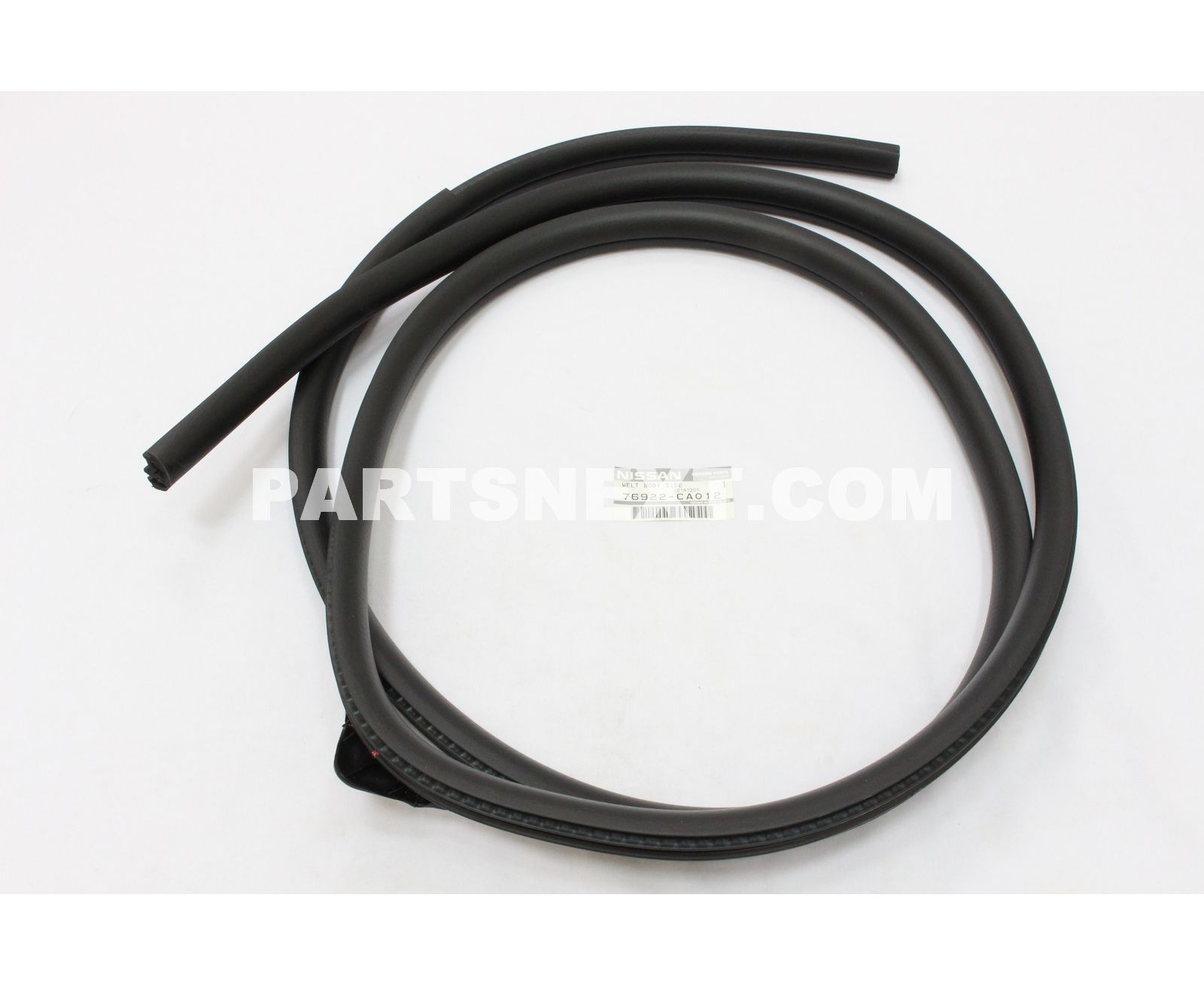 Nissan :: 76922-CA012 WELT BODY SIDE