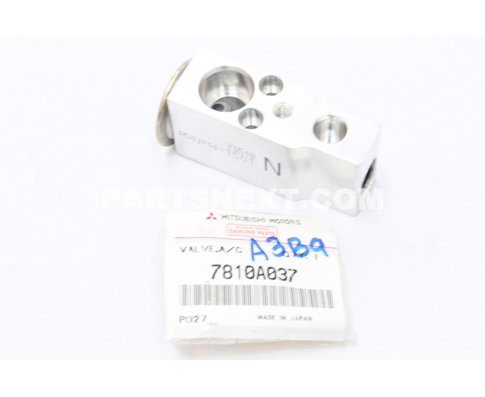 Mitsubishi :: 7810A037 VALVE,A/C EXPANSION