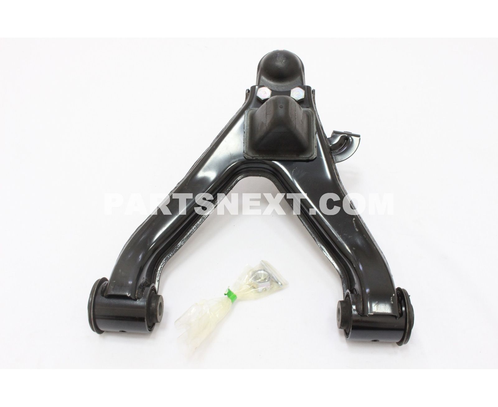 Mitsubishi :: MR508132 ARM ASSY,RR SUSP,UPR