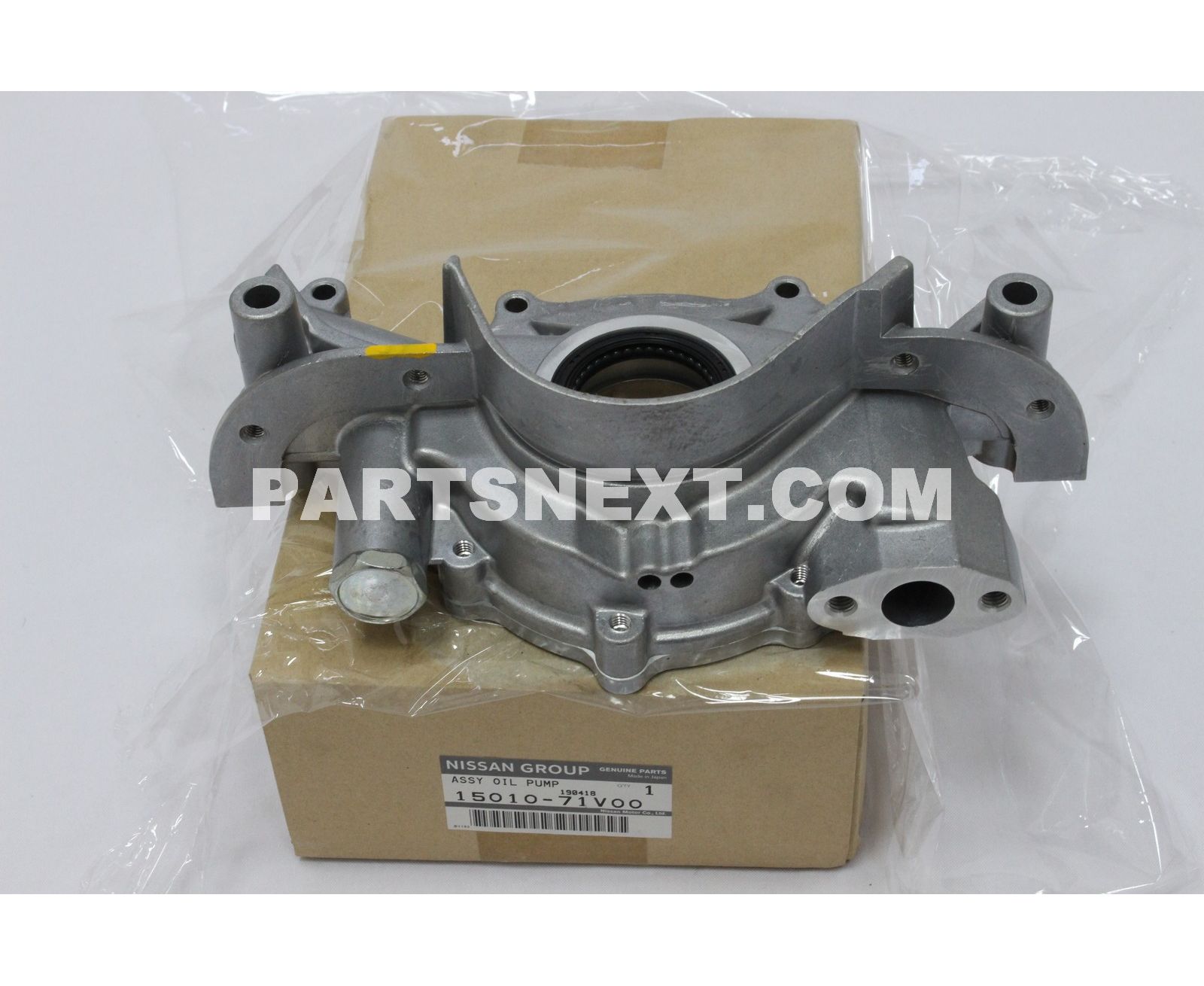 Nissan :: 15010-71V00 PUMP ASSY-OIL
