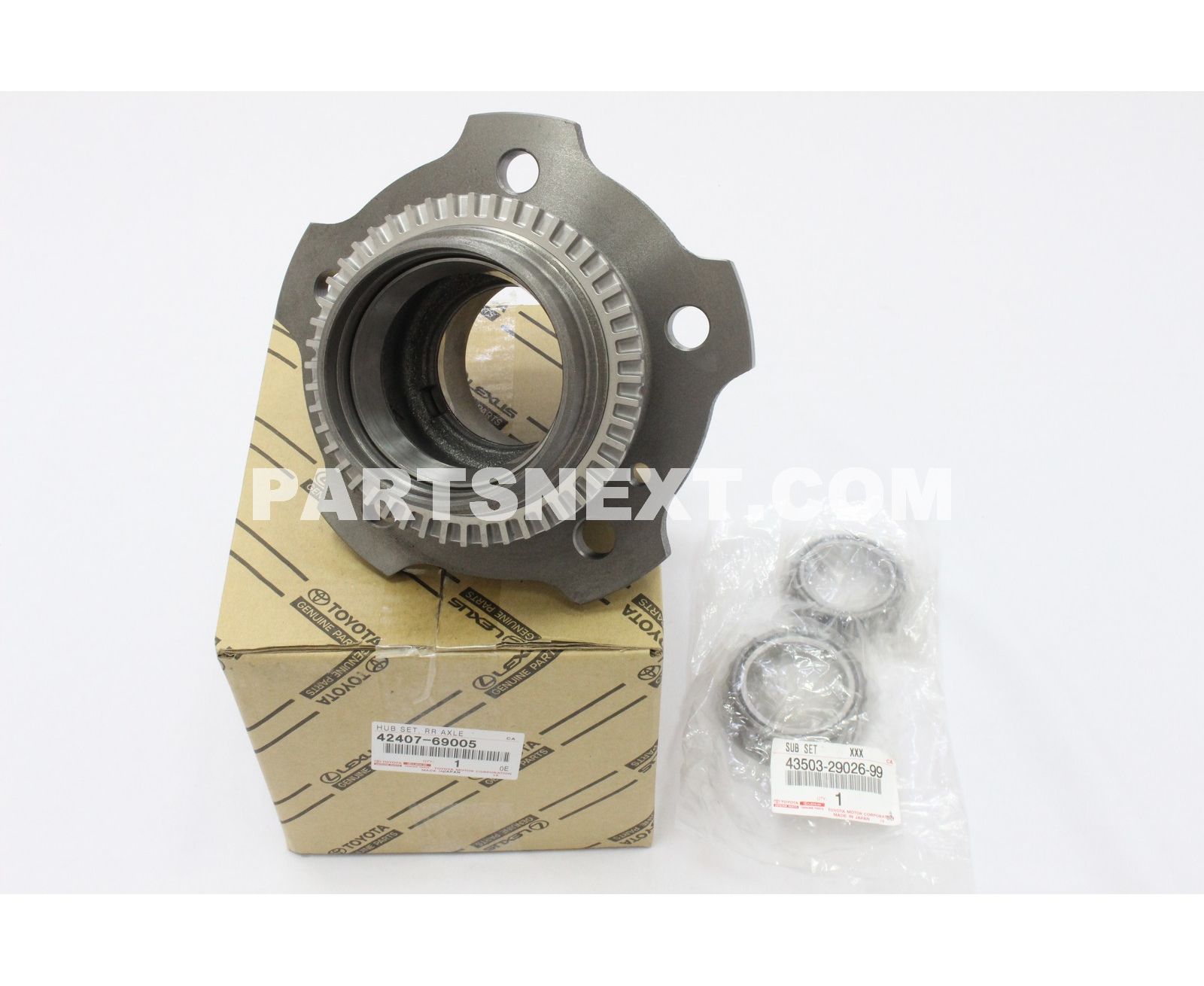 Toyota :: 42407-69005 HUB & BEARING ASSY, REAR AXLE, RH/LH