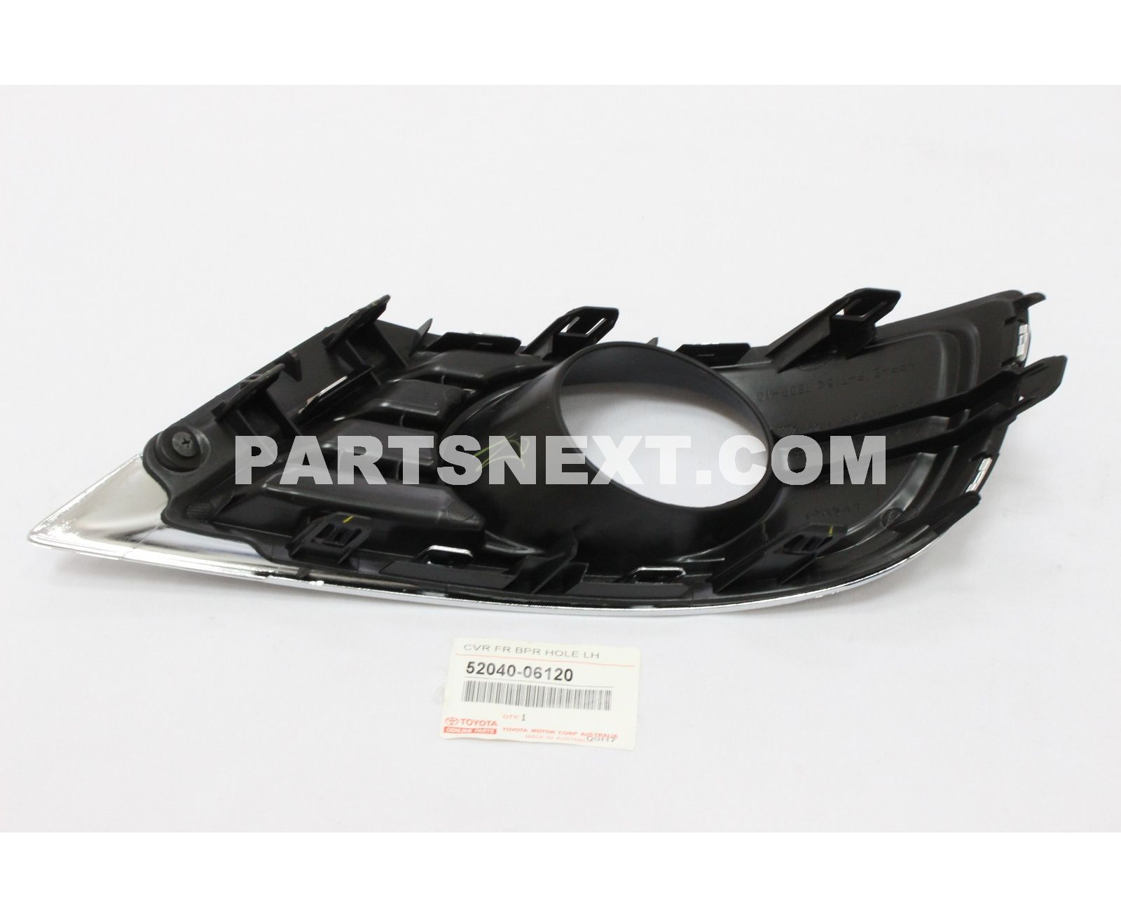 Toyota :: 52040-06120 COVER, FRONT BUMPER HOLE, LH