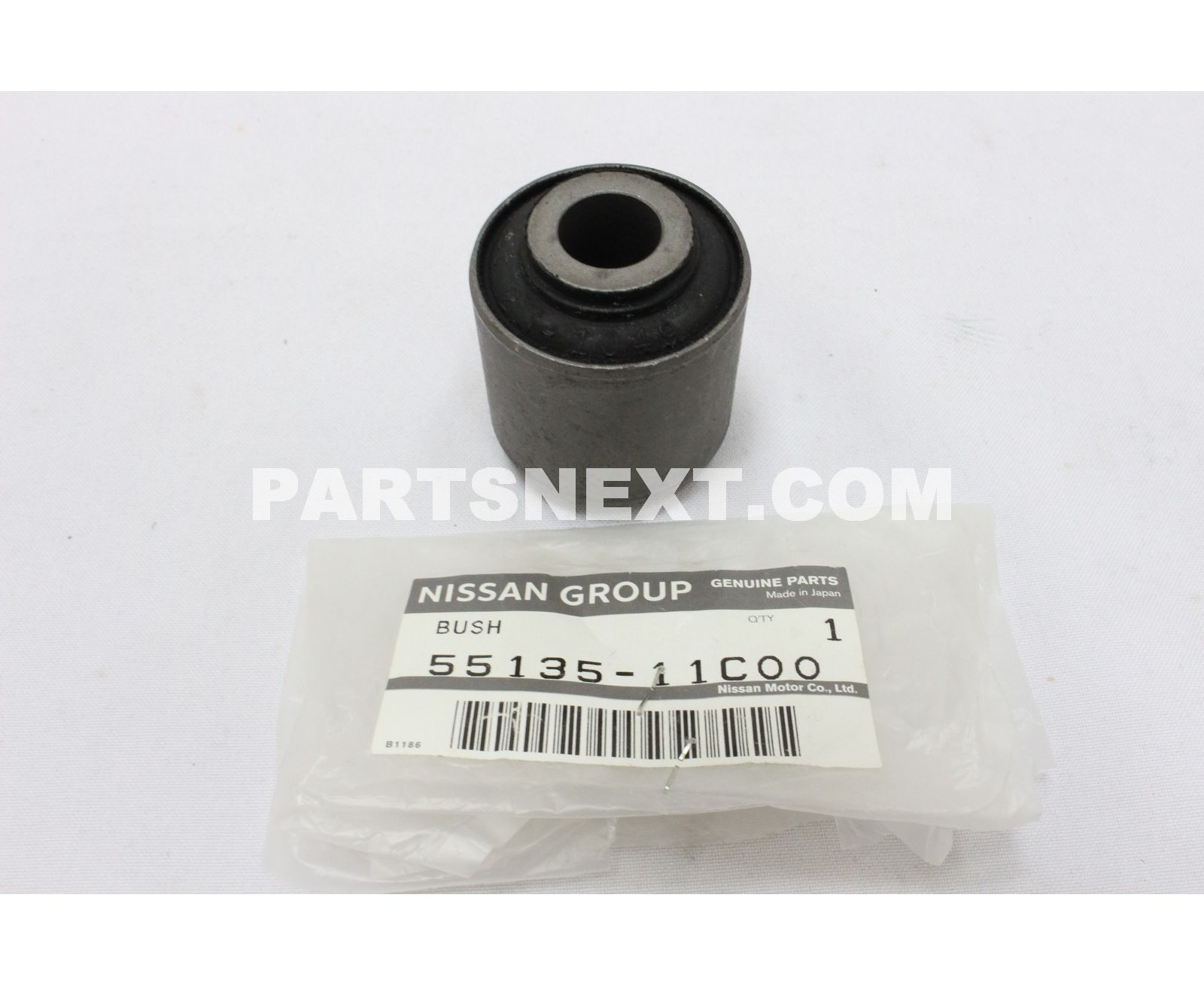 Nissan :: 55135-11C00 BUSH-PANHARD ROD