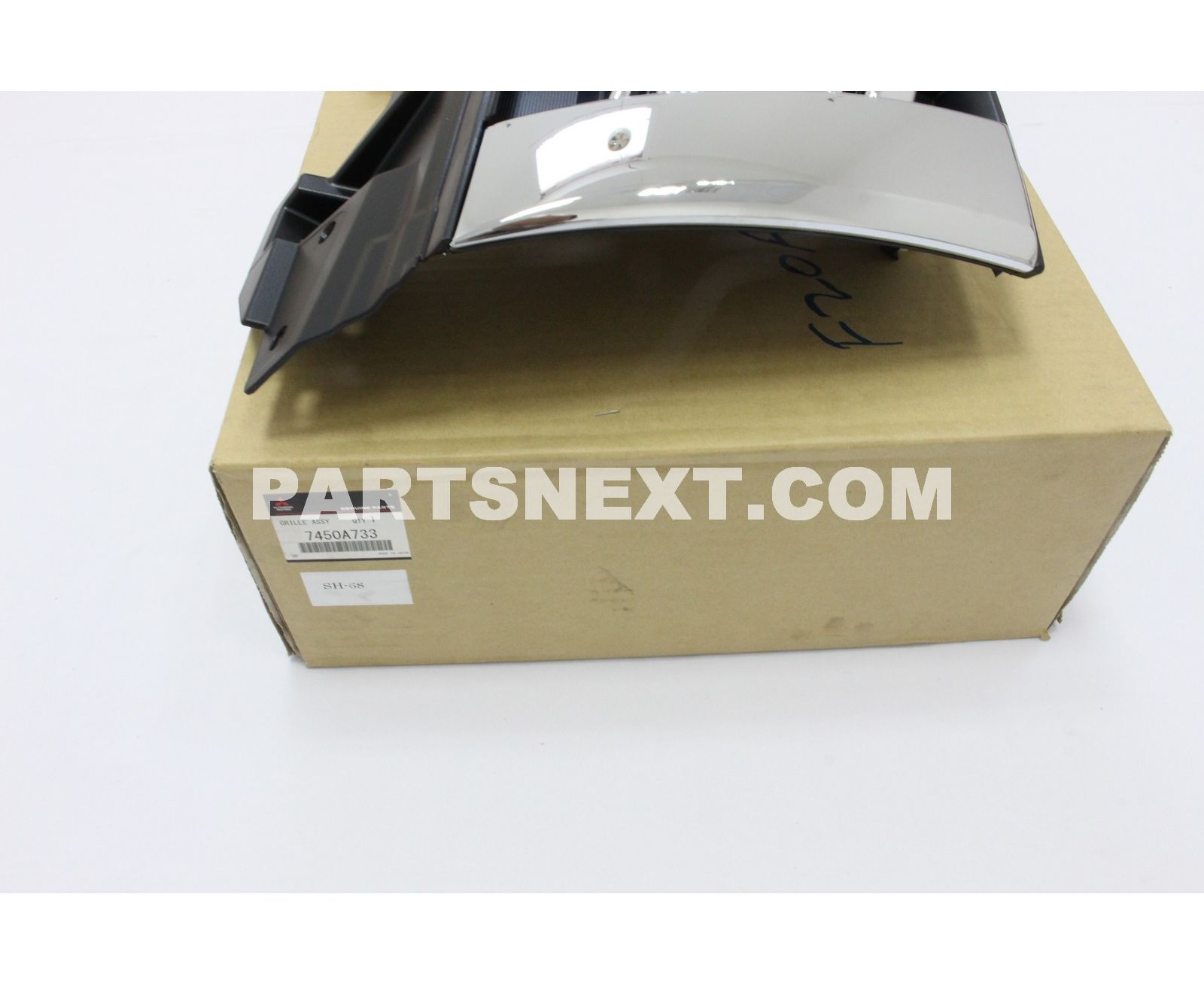 Mitsubishi :: 7450A733 GRILLE ASSY, RADIATOR