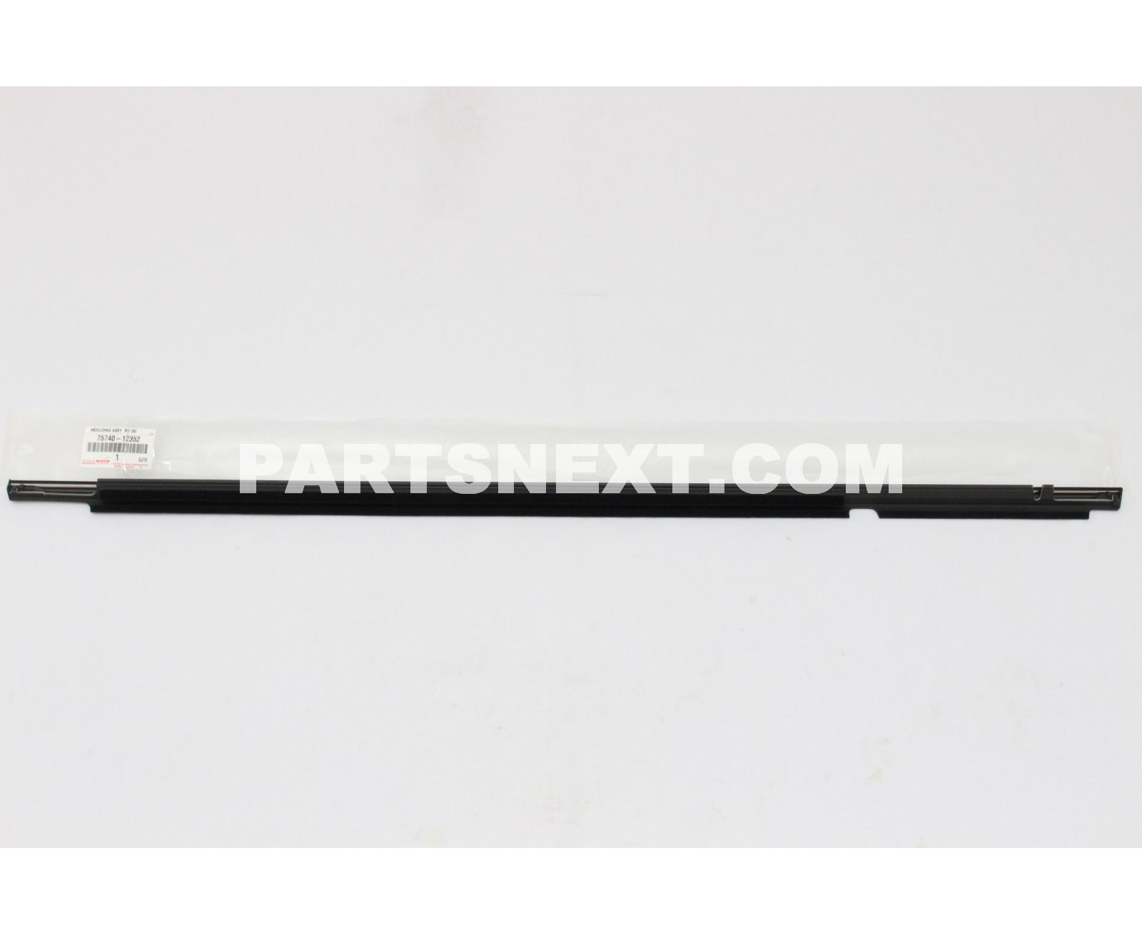 Toyota :: 75740-12352 MOULDING ASSY, REAR DOOR BELT, LH