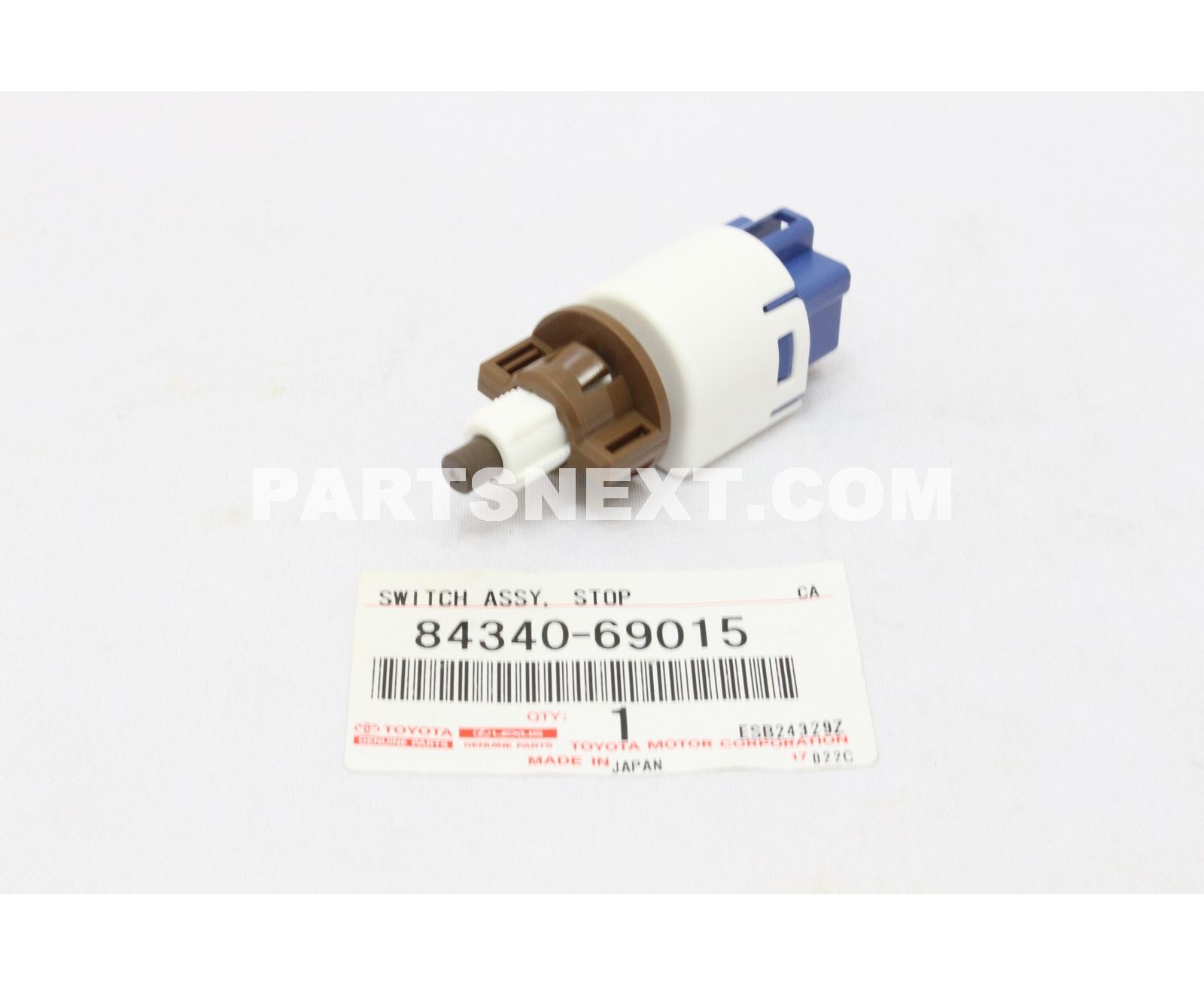 Toyota :: 84340-69015 SWITCH ASSY, STOP LAMP