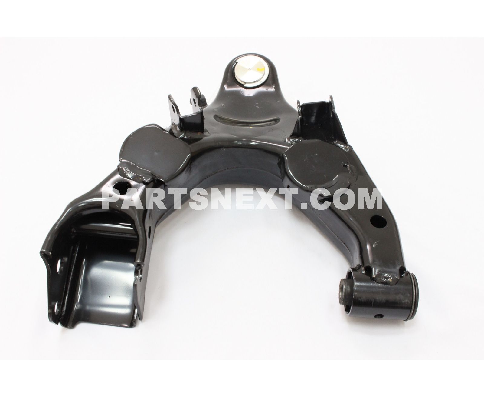 Toyota :: 48640-60010 ARM ASSY, FRONT SUSPENSION LOWER, LH