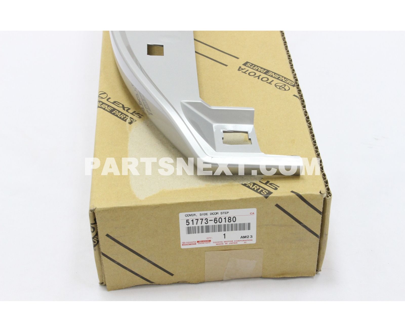 Toyota :: 51773-60180 COVER, STEP PLATE, RH