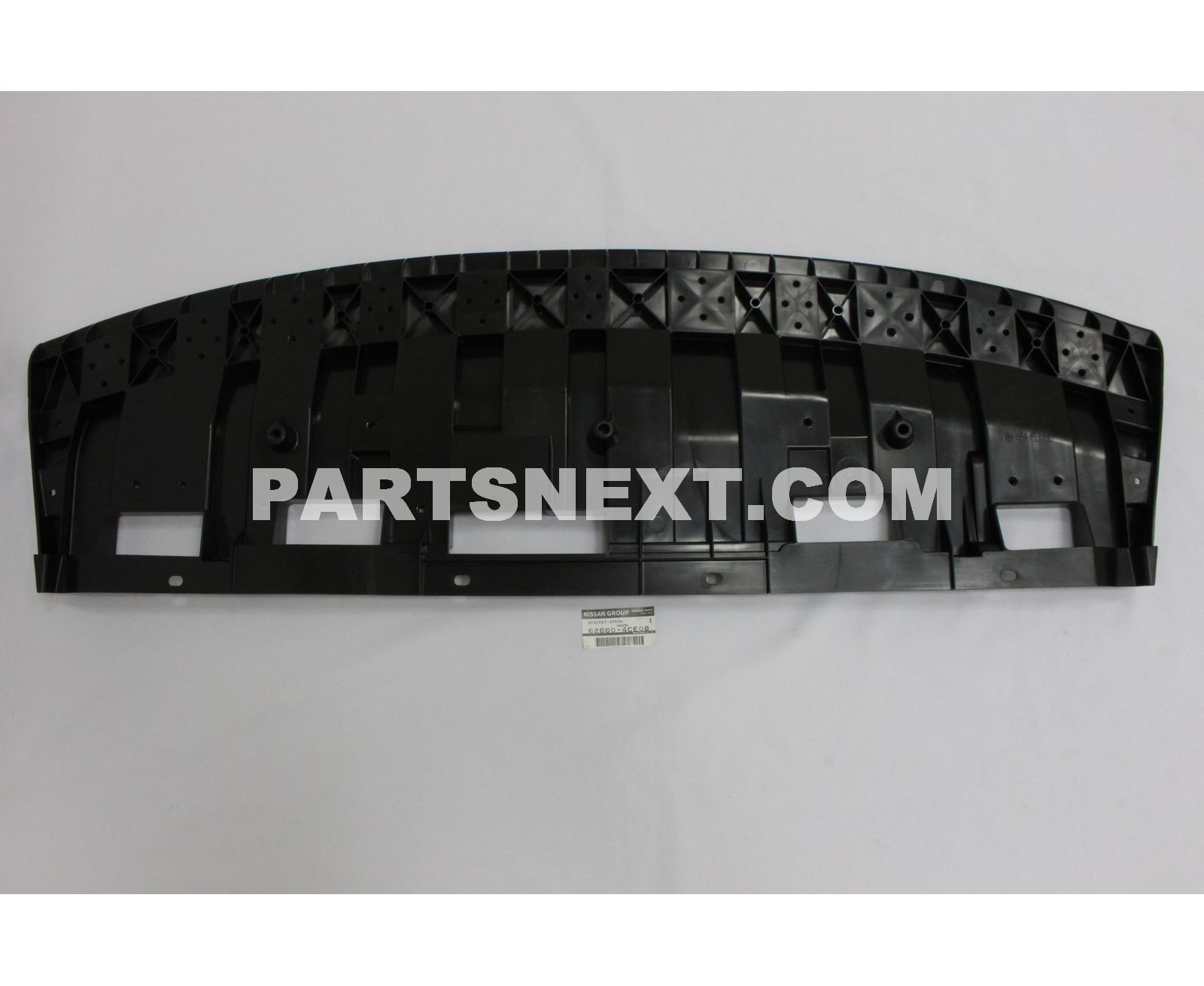 Nissan :: 62660-4CE0B BRACKET APRON