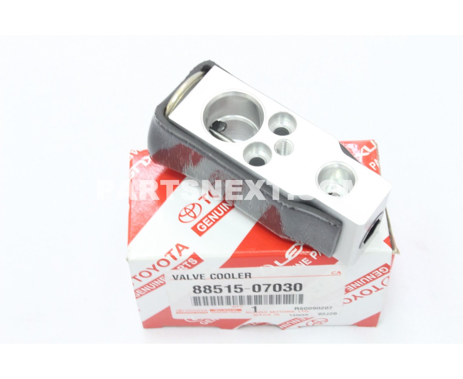 Toyota :: 88515-07030 VALVE, COOLER EXPANSION