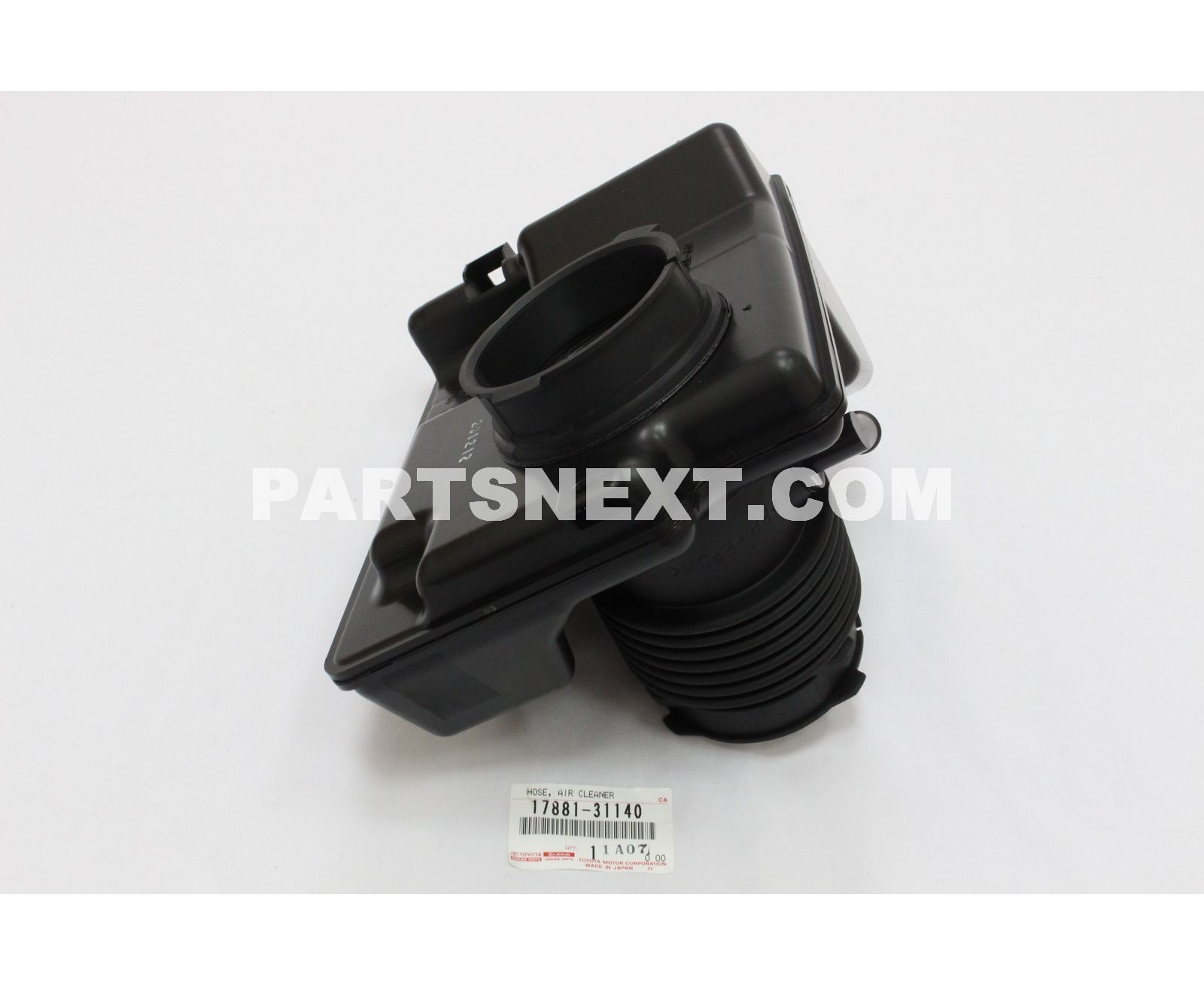 Toyota :: 17881-31140 HOSE, AIR CLEANER, NO.1