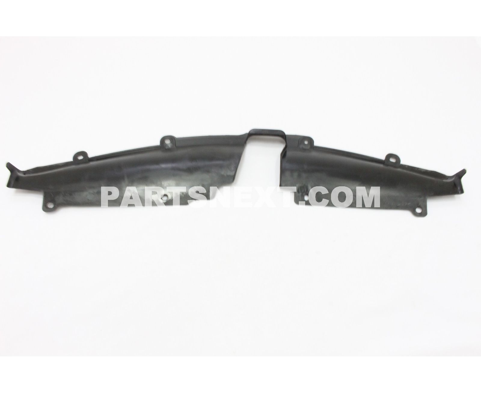 Nissan :: 62078-9N00A MOULDING-FRONT BUMPER,UPPER