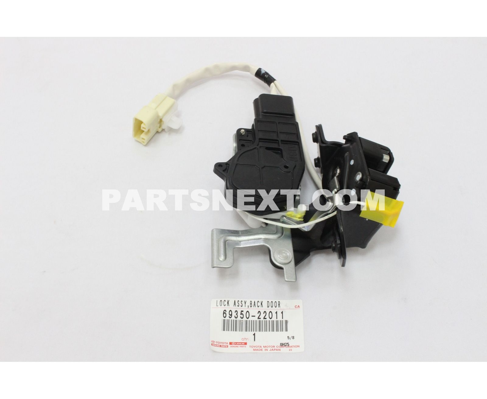 Toyota :: 69350-22011 LOCK ASSY BACK DOOR
