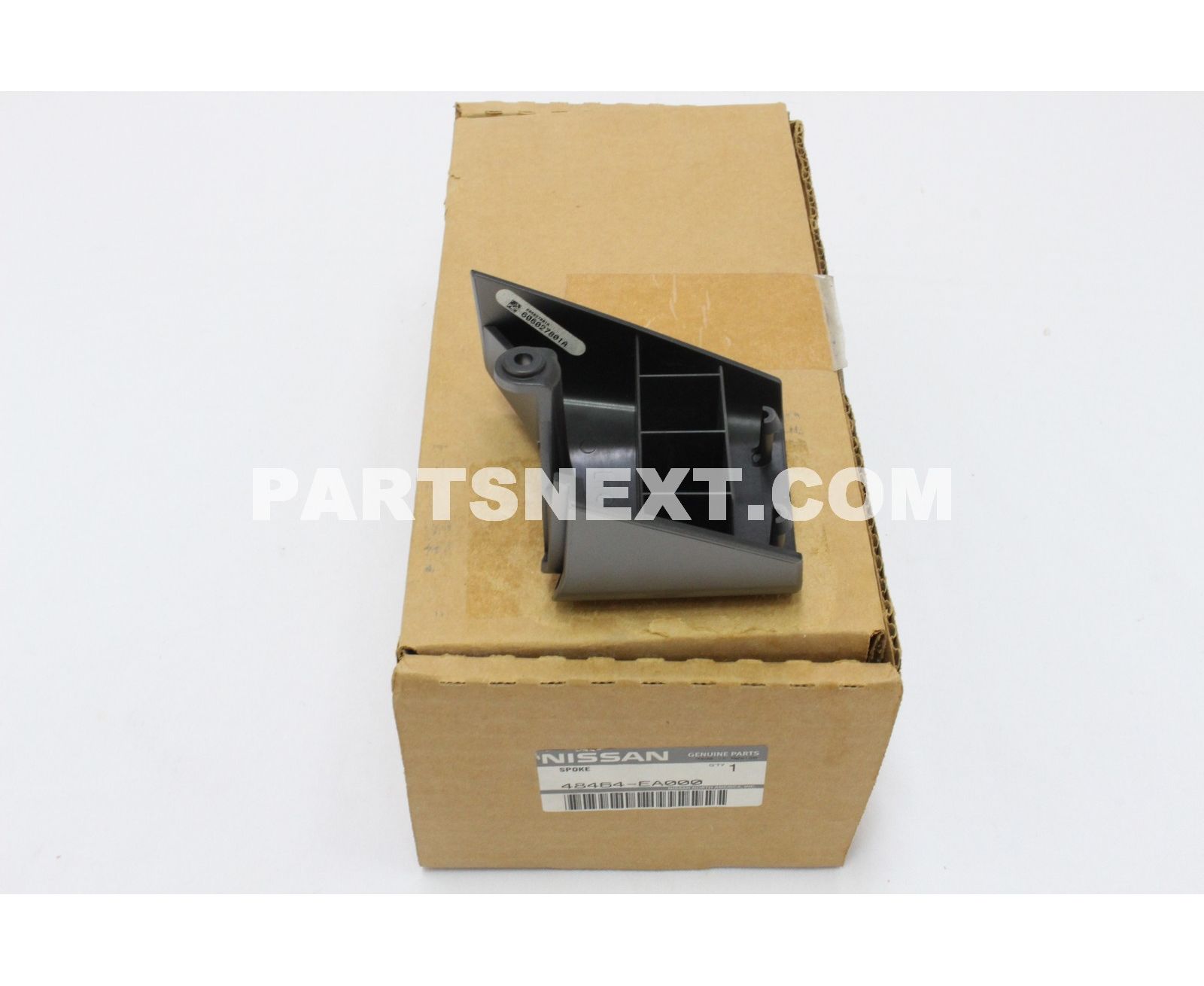 Nissan :: 48464-EA000 LID-STEERING WHEEL,LH