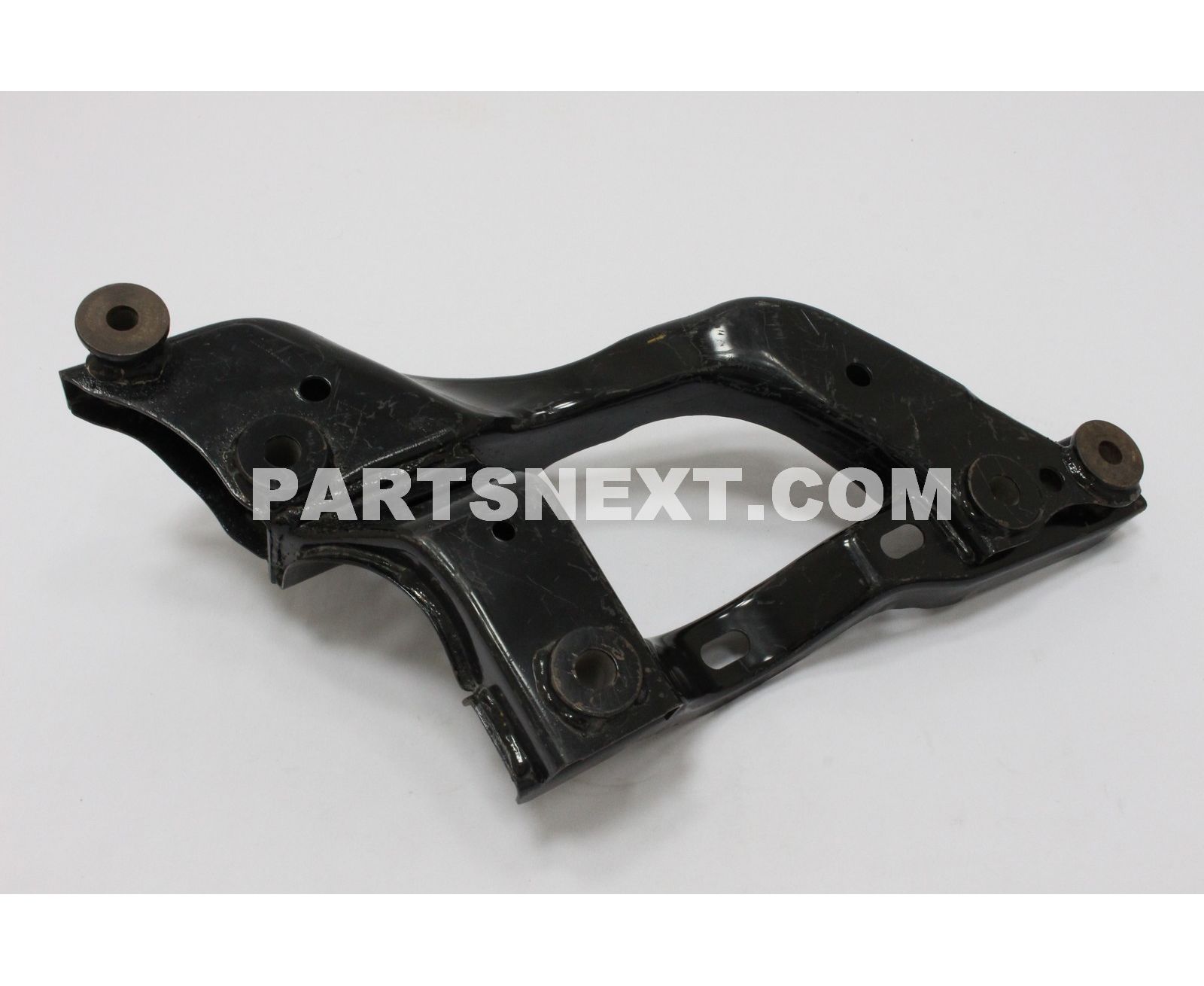 Nissan :: 55401-2Y010 MEMBER ASSY