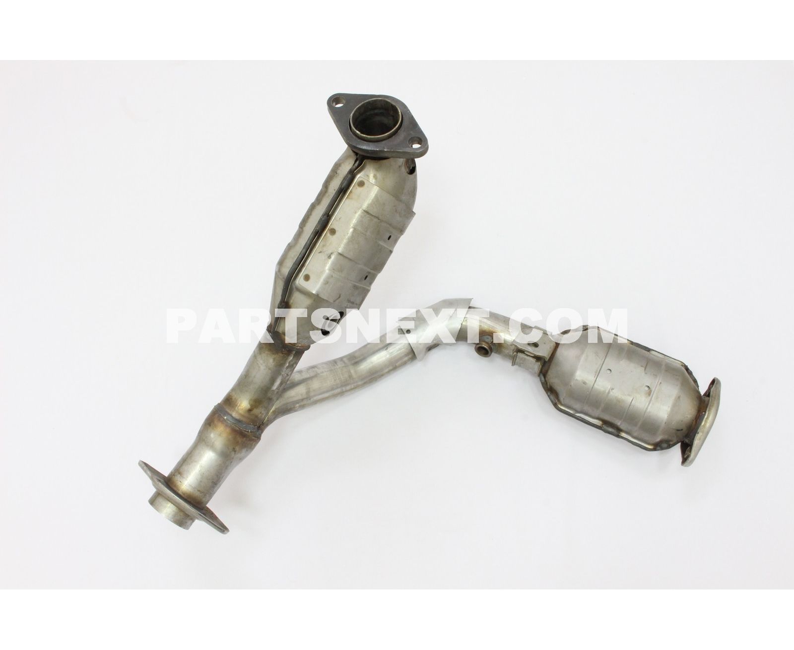 Mitsubishi :: MR404933 CONVERTER ASSY,CATALYTIC