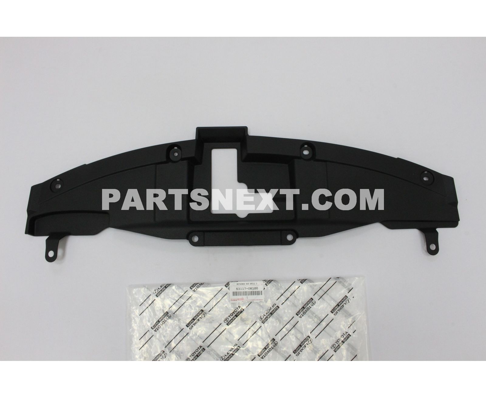 Toyota :: 53117-0K100 RETAINER, RADIATOR