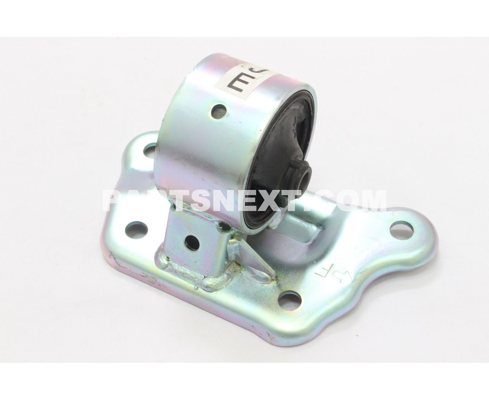 Mitsubishi :: MR961709 BRACKET,T/M MOUNTING