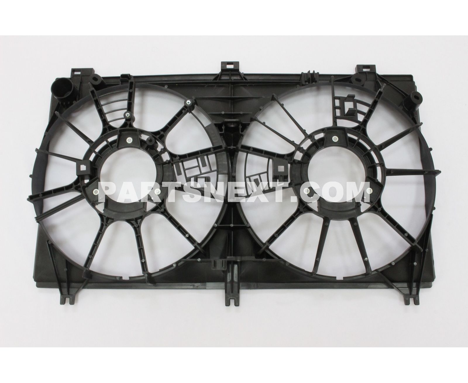 Toyota :: 16711-31610 SHROUD, FAN