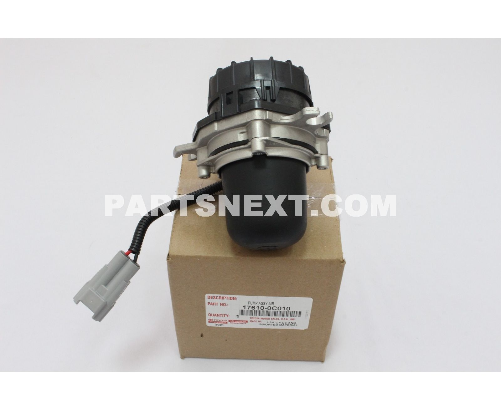 Toyota :: 17610-0C010 PUMP ASSY, AIR