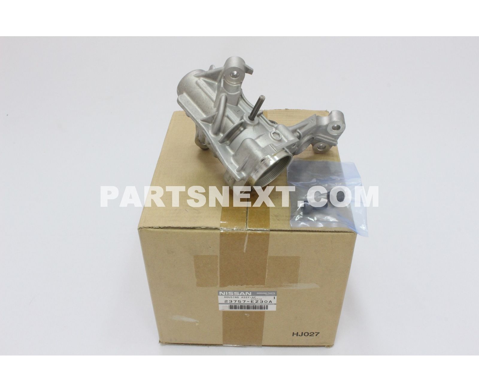 Nissan :: 23757-EZ30A HOUSING ASSY ACTUATOR W/COUPLING
