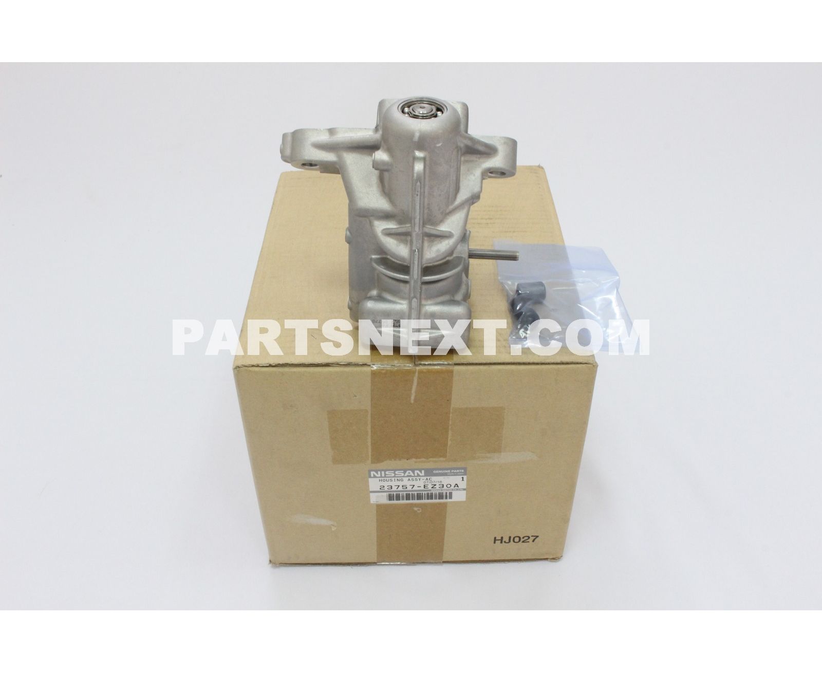 Nissan :: 23757-EZ30A HOUSING ASSY ACTUATOR W/COUPLING