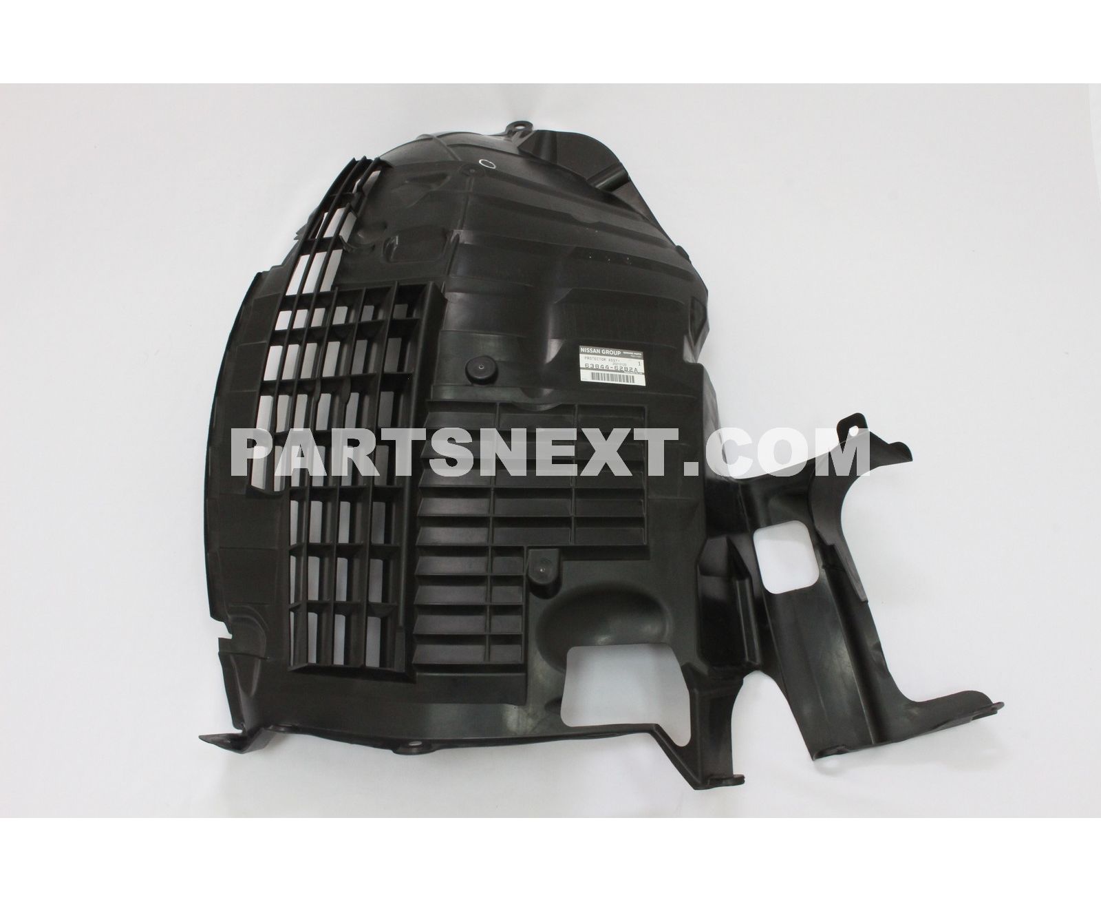 Nissan :: 63844-62B2A PROTECTOR-FRONT FENDER FRONT RH